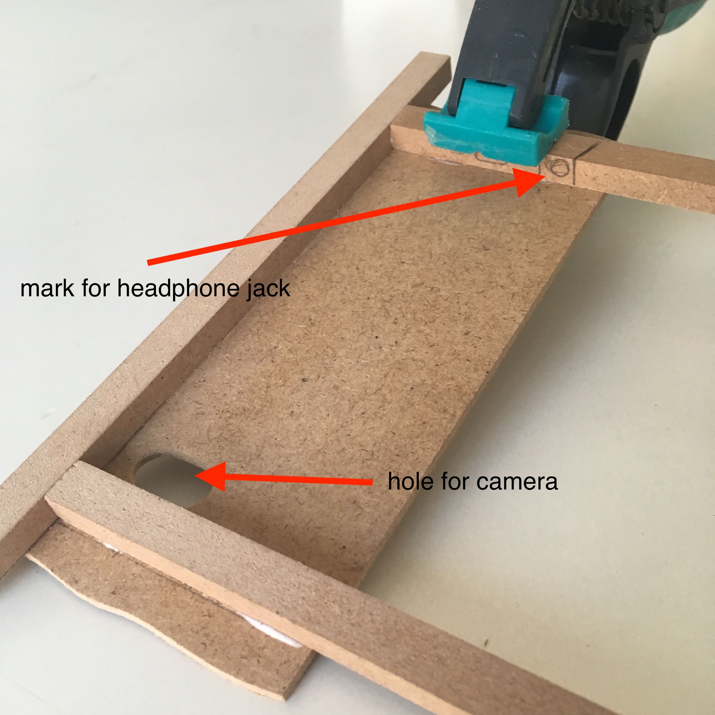 DIY Tripod for Smartphone (iPhone SE) : 17 Steps (with Pictures ...