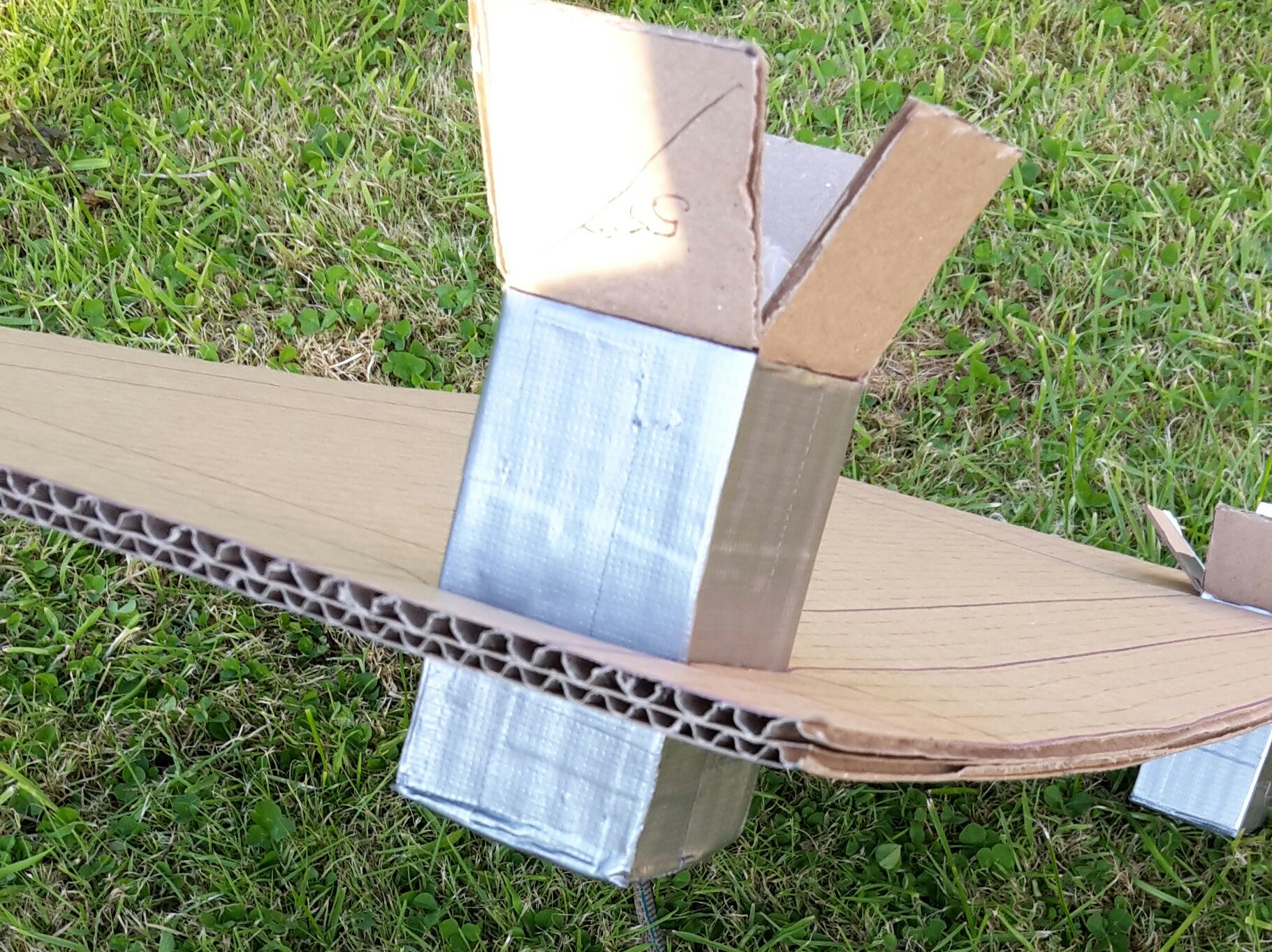 Small Table Made From Cardboard, Duct Tape and Papier Mache : 8 Steps ...