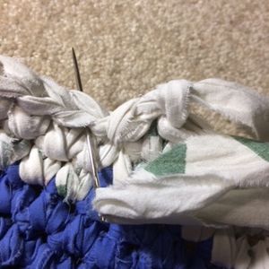 From Old Bedsheets to New Rugs : 7 Steps (with Pictures) - Instructables