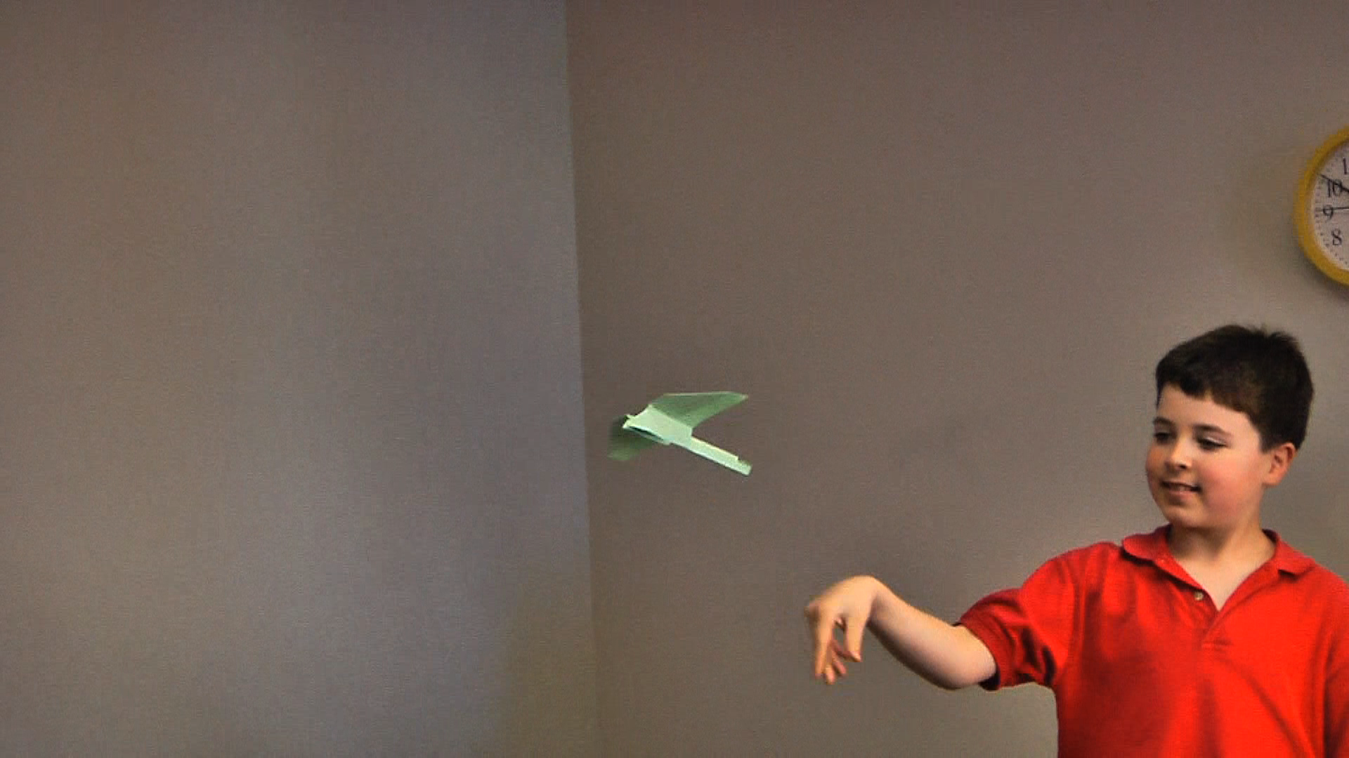 Stingray Paper Airplane : 8 Steps (with Pictures) - Instructables