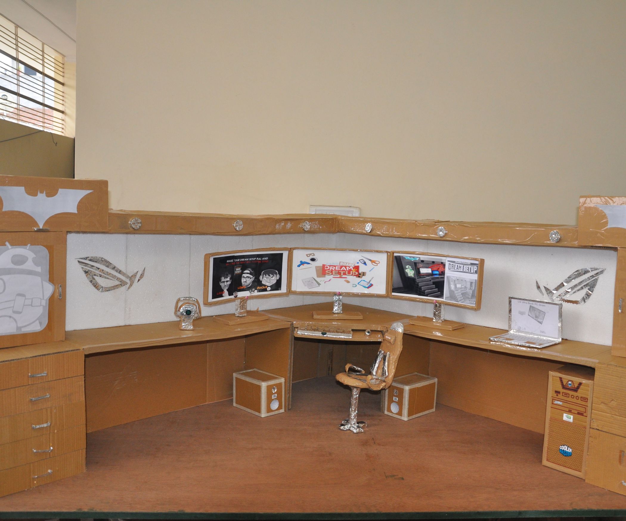 Cardboad Computer Desk : 5 Steps (with Pictures) - Instructables