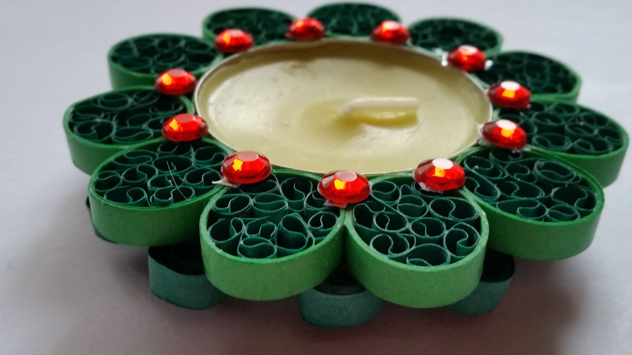 How It Is Made: Quilled Paper Candle? : 5 Steps (with Pictures ...