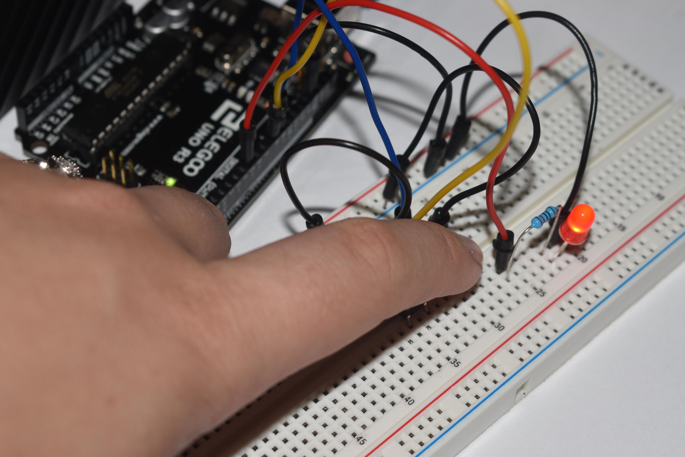Digital Input Arduino : 12 Steps - Instructables