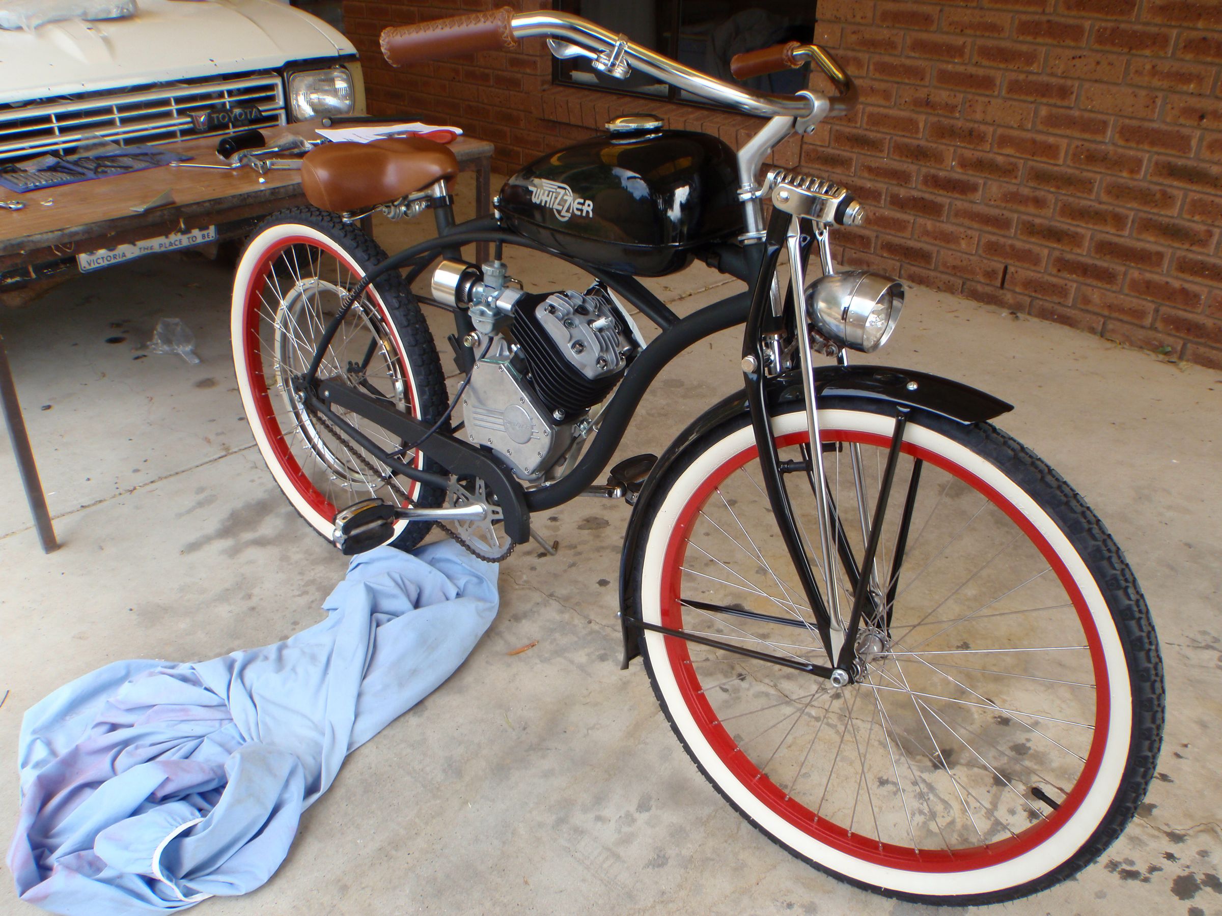 Replica Vintage Motorcycle : 16 Steps (with Pictures) - Instructables