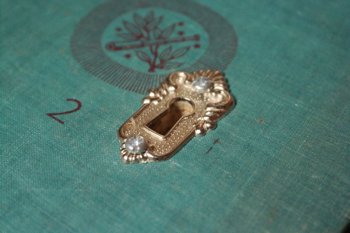 Book Safe With Lock : 12 Steps (with Pictures) - Instructables