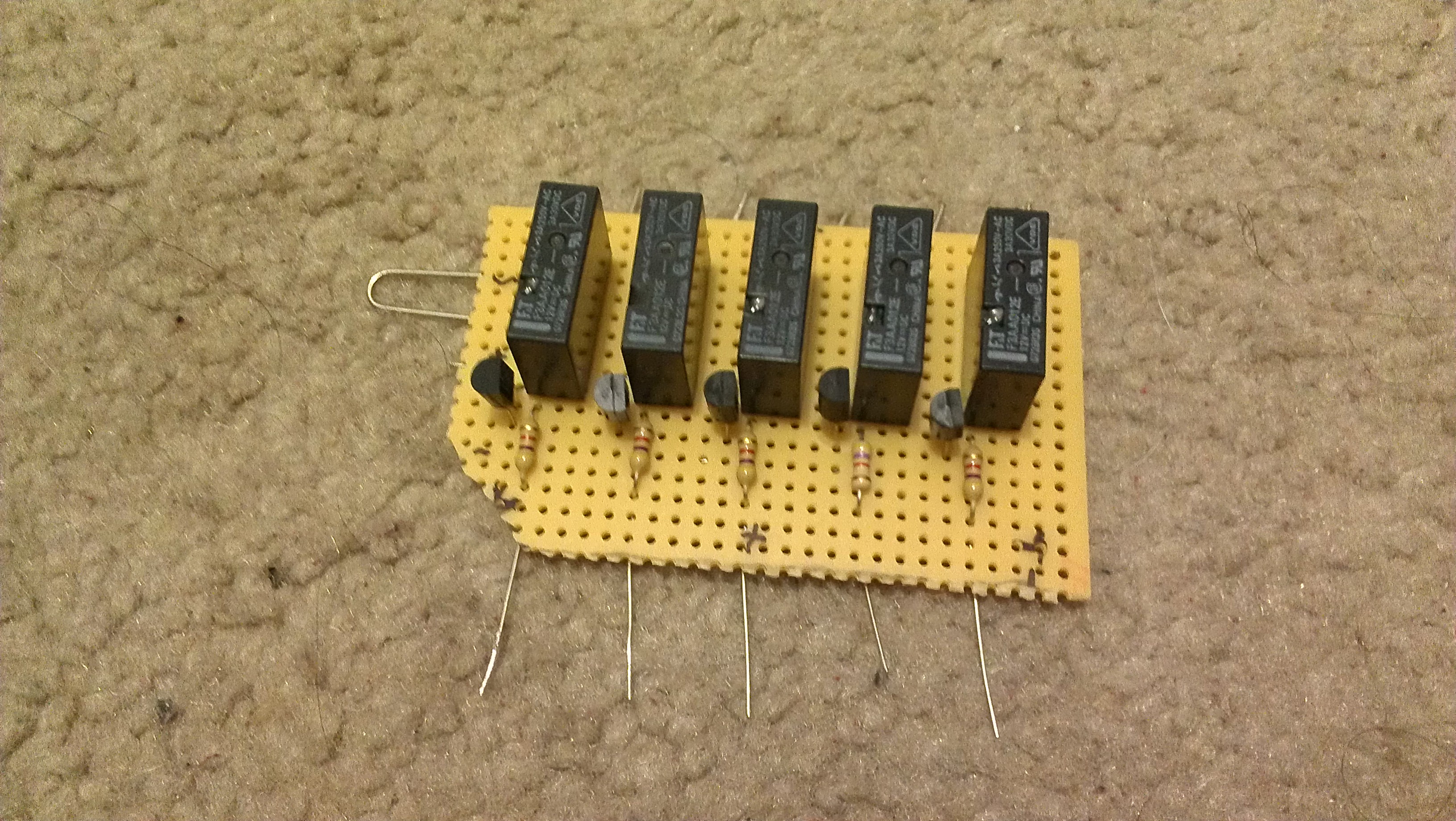 Simple DIY Christmas Light Controller : 12 Steps - Instructables