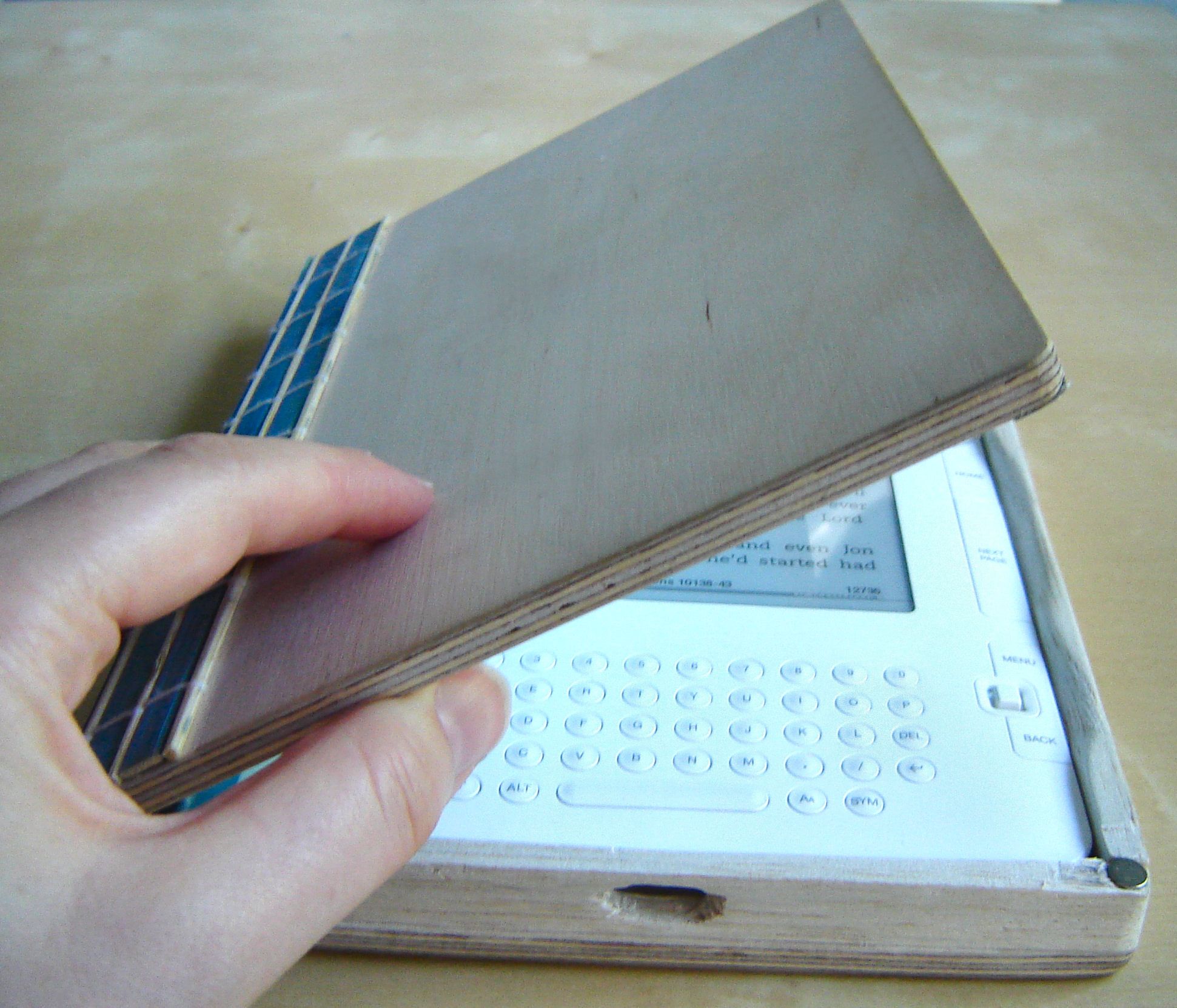 Wood Kindle Case : 10 Steps (with Pictures) - Instructables