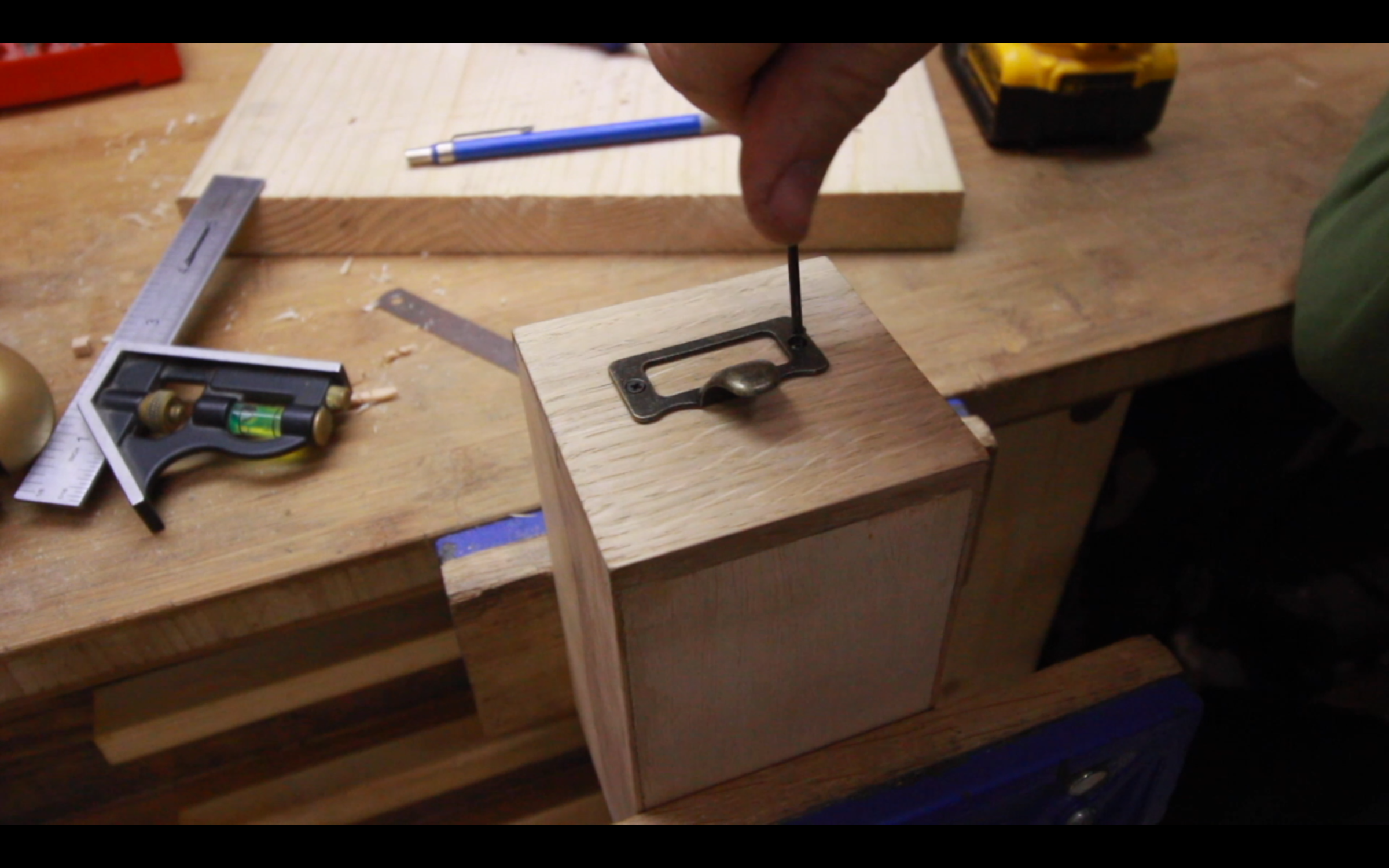 DIY Apothecary Cabinet : 8 Steps (with Pictures) - Instructables