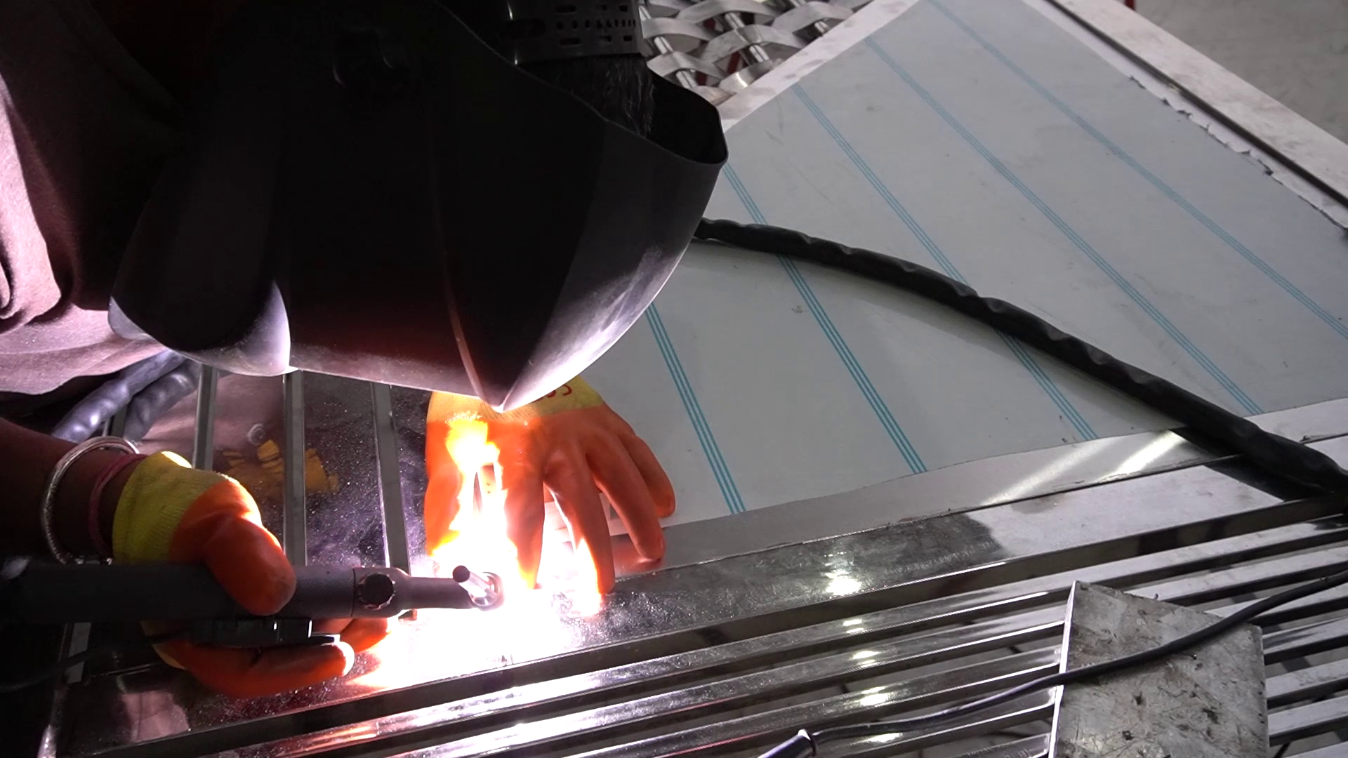 Stainless Steel Gate for Workshop : 15 Steps (with Pictures ...