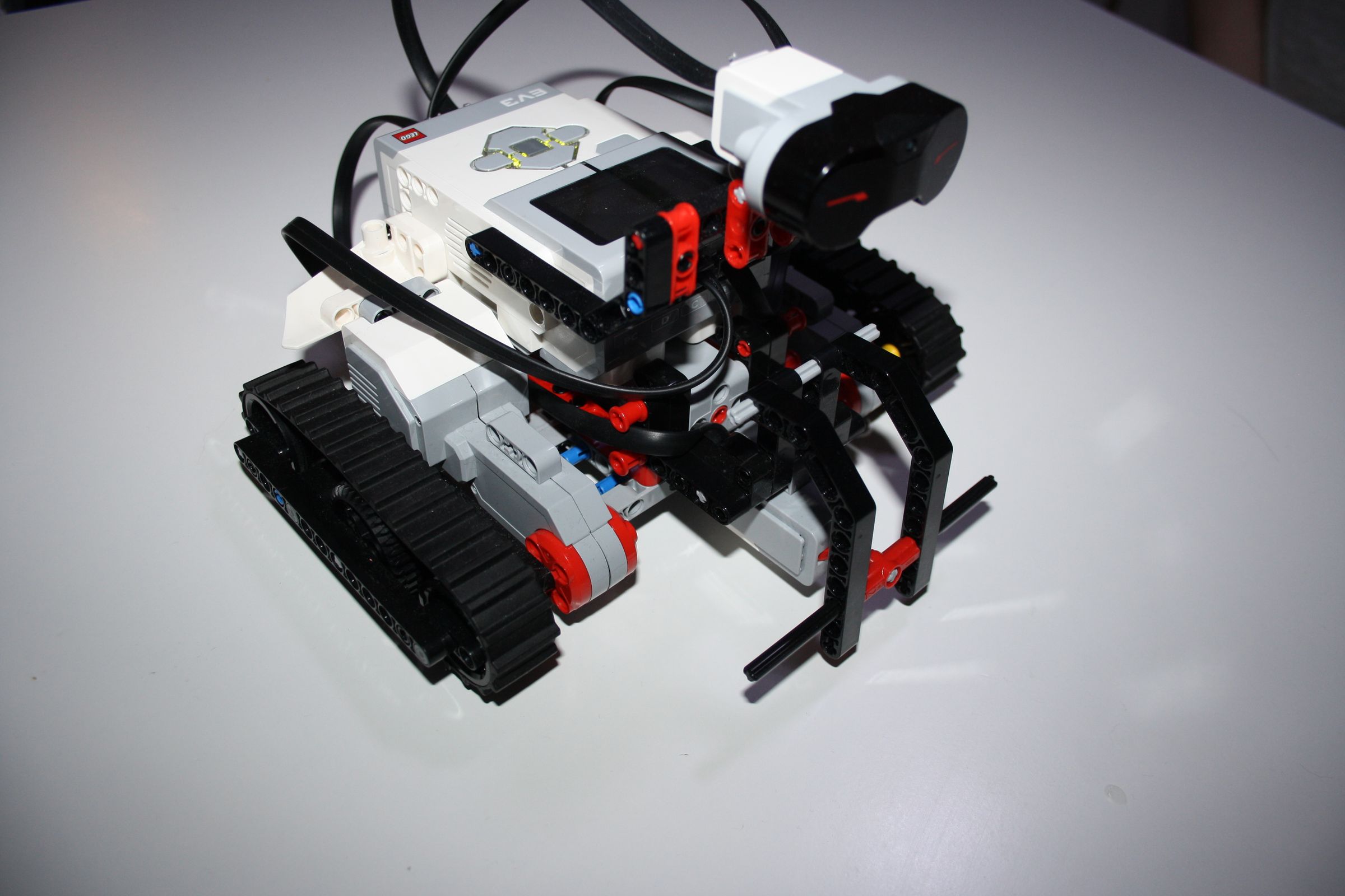 Lego Ev3 Build for Learning Programing and Robotics : 9 Steps ...
