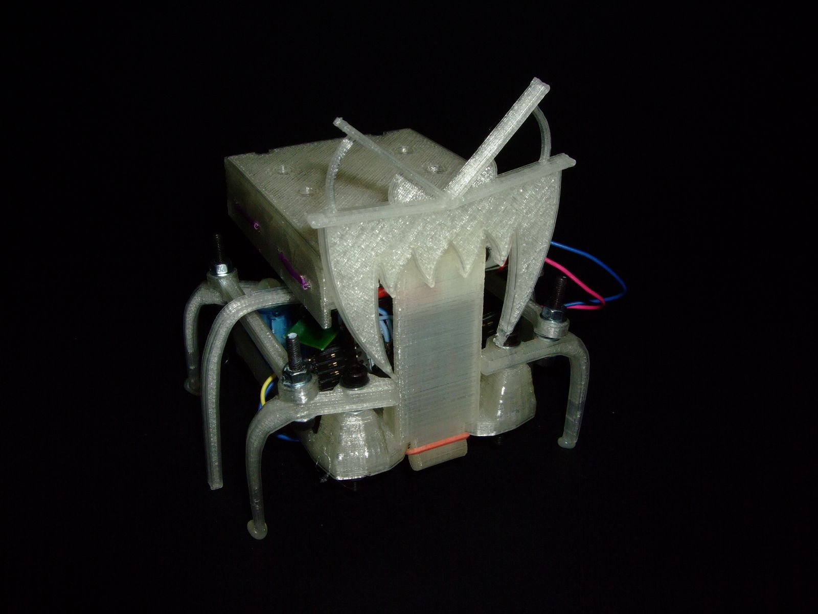 Hexapoduino: Tiny Hexapod 3D Printed, Arduino Controlled : 8 Steps ...