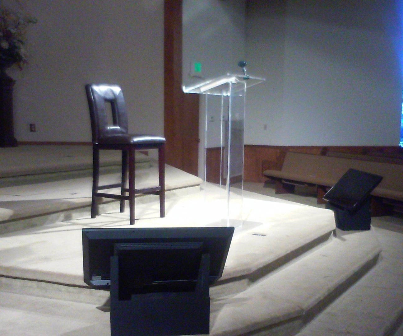 Stage Video Monitor Box : 5 Steps - Instructables