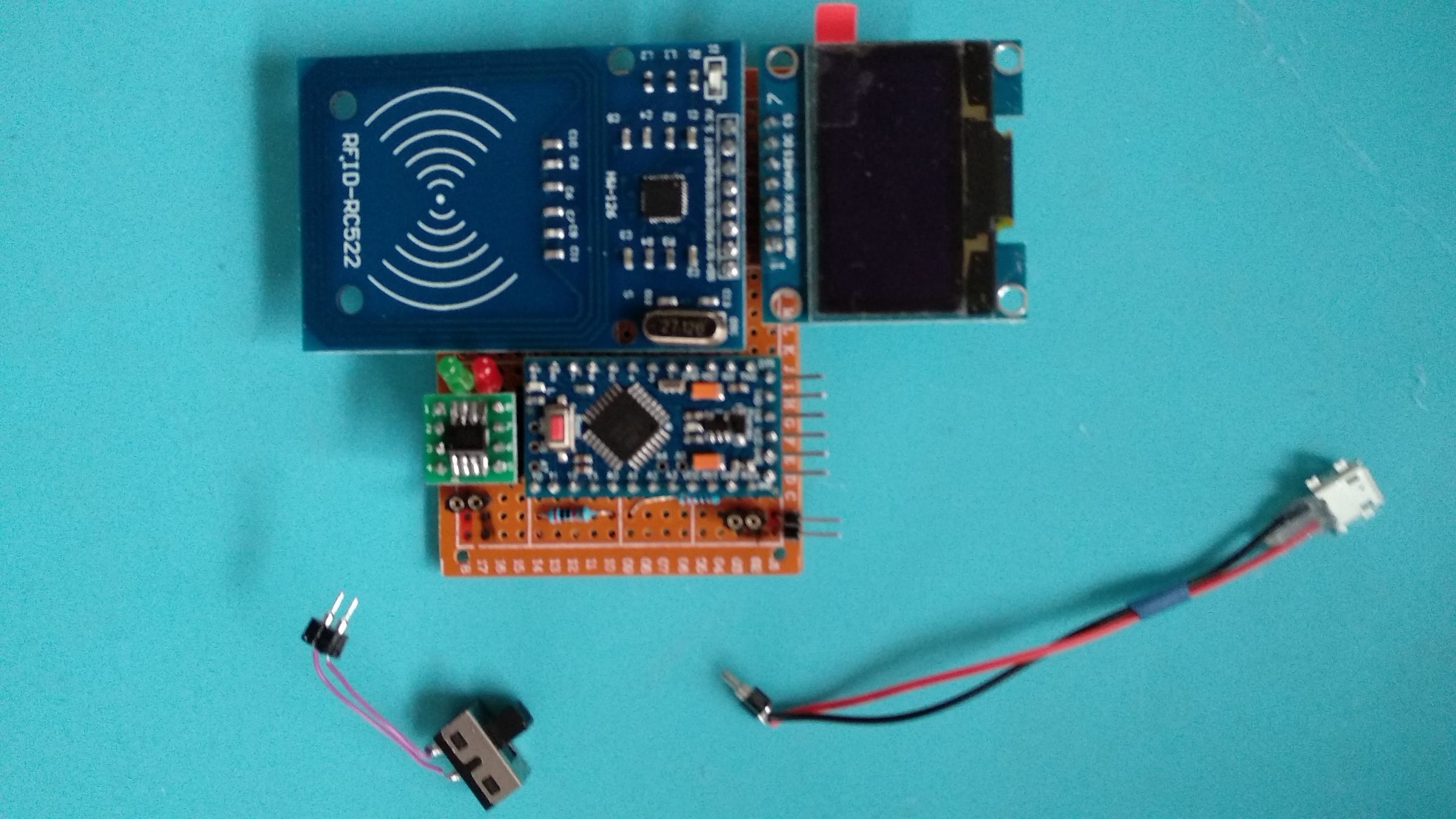 Simple RFID Scanner Battery Powered (MiFare, MFRC522, Oled, Lipo ...