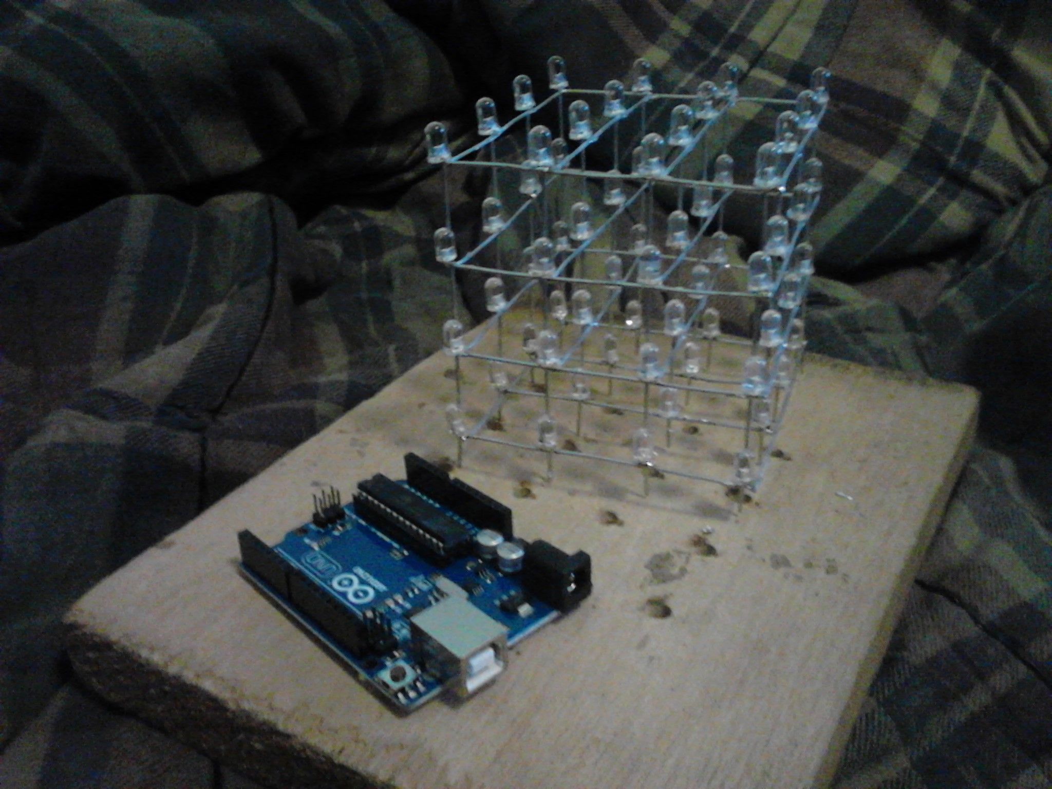 Dead Bug Prototyping and Freeform Electronics : 12 Steps (with Pictures ...