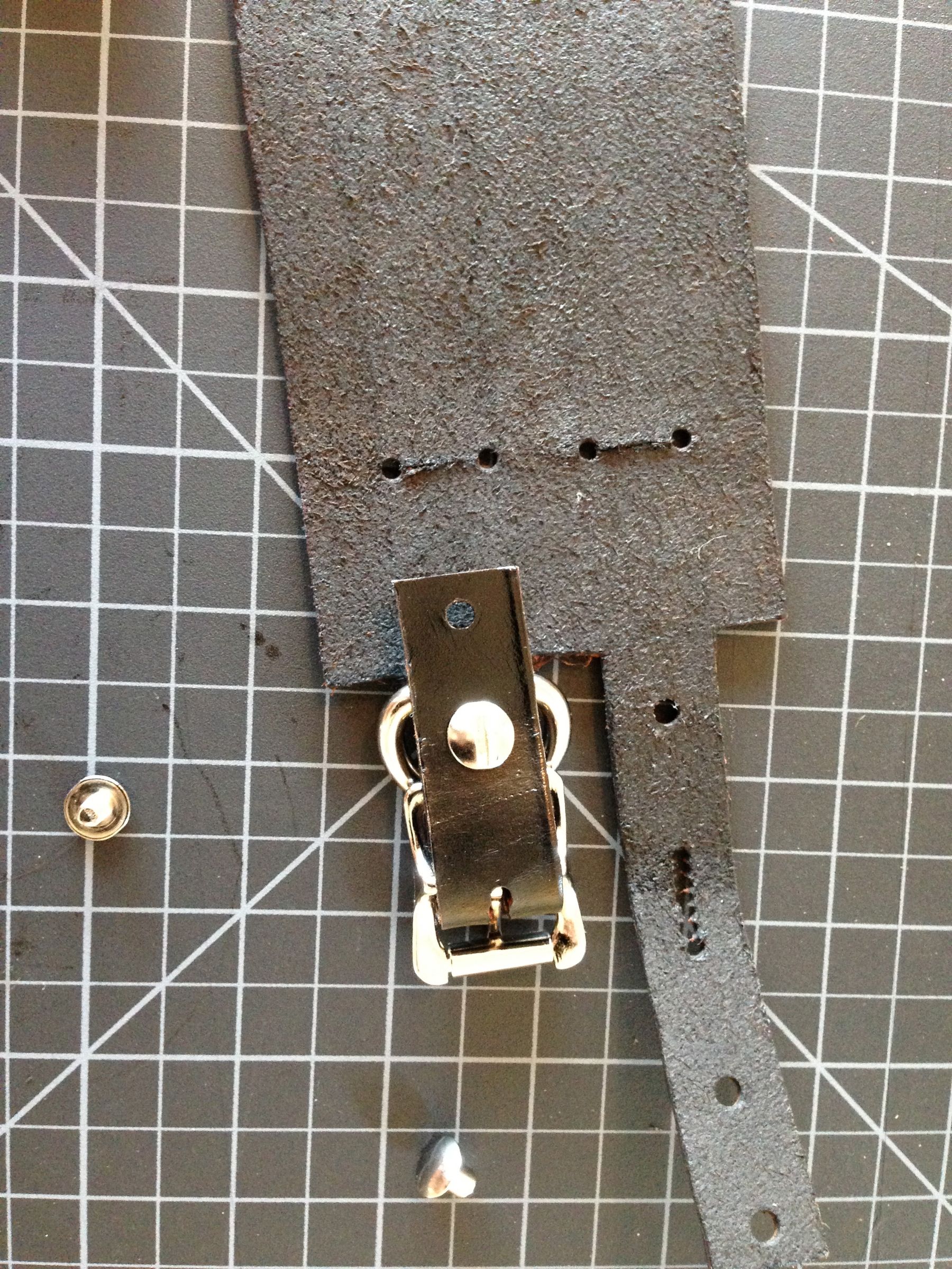 Leather Wrist Wraps/cuffs : 4 Steps (with Pictures) - Instructables
