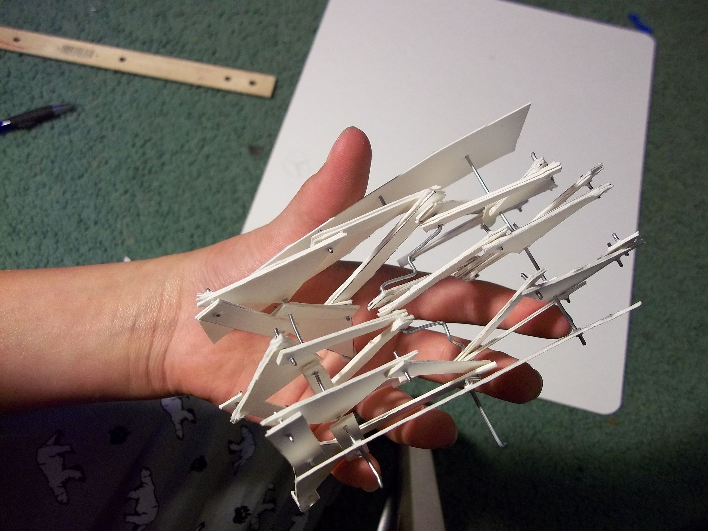 Paper Strandbeest Mk 2 : 8 Steps - Instructables
