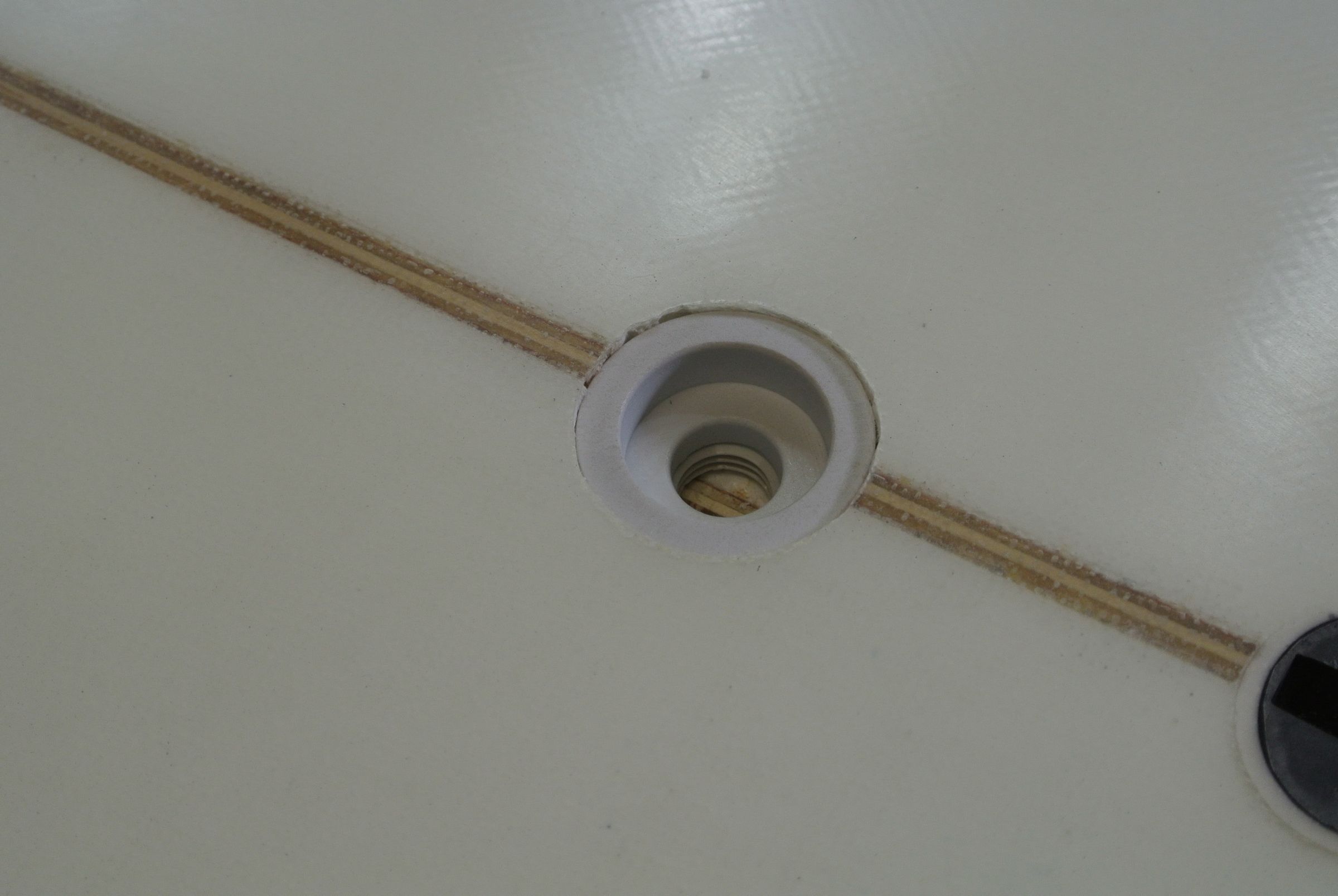 How to Install a Surfboard Vent : 5 Steps - Instructables