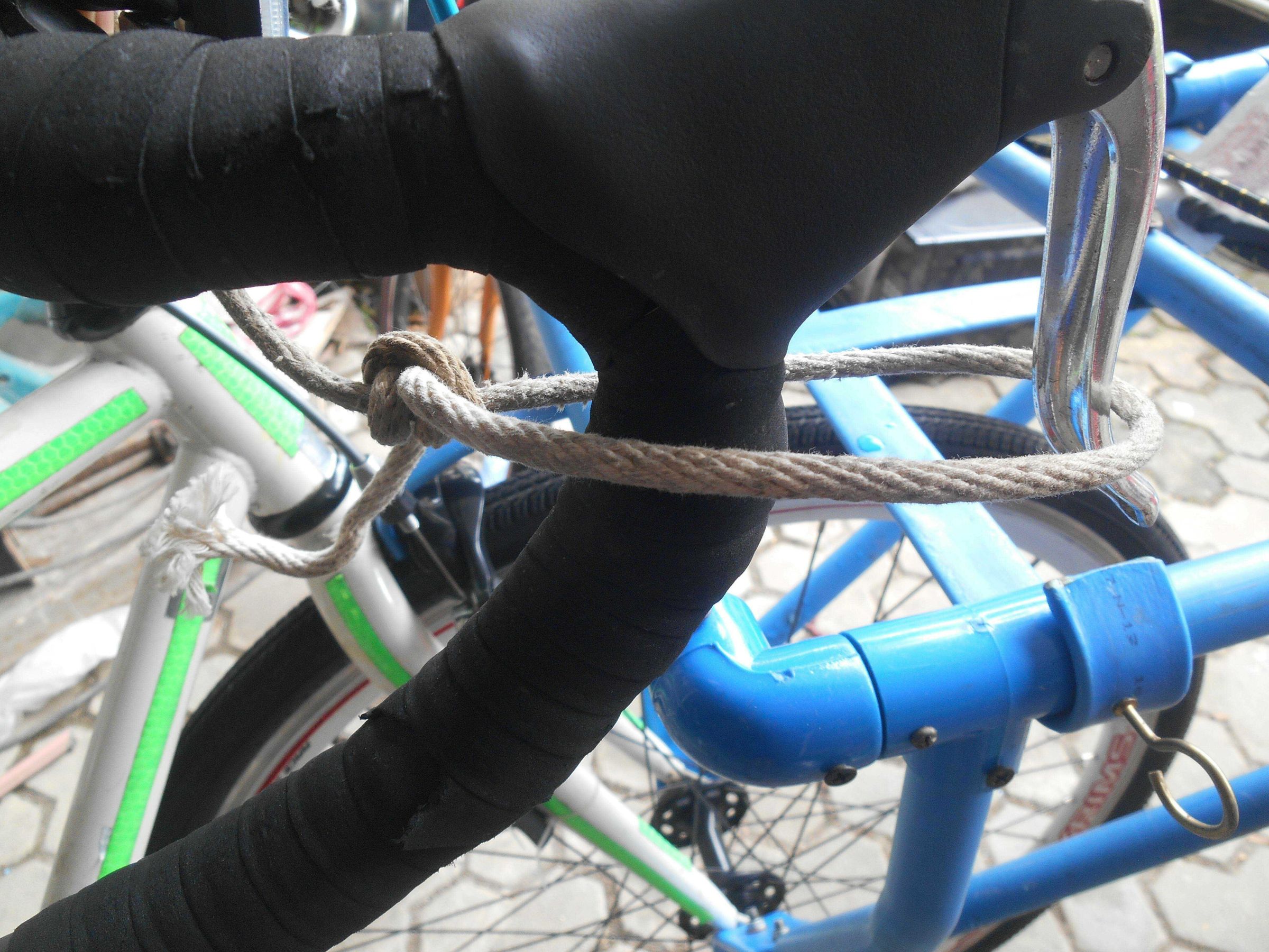 A Simple DIY Bicycle Parking Brake : 11 Steps (with Pictures ...