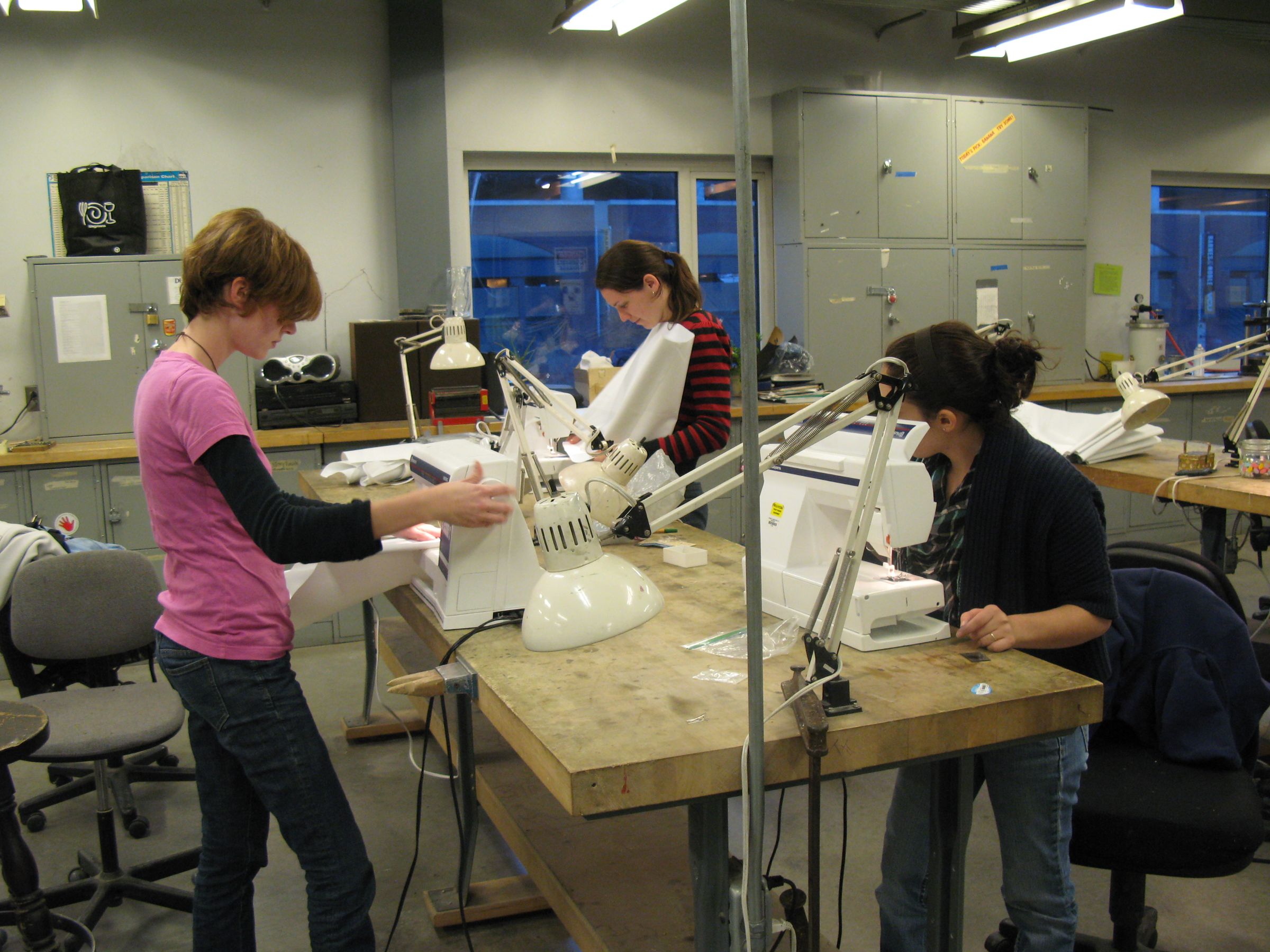 Catch-Trays for the Studio : 8 Steps (with Pictures) - Instructables