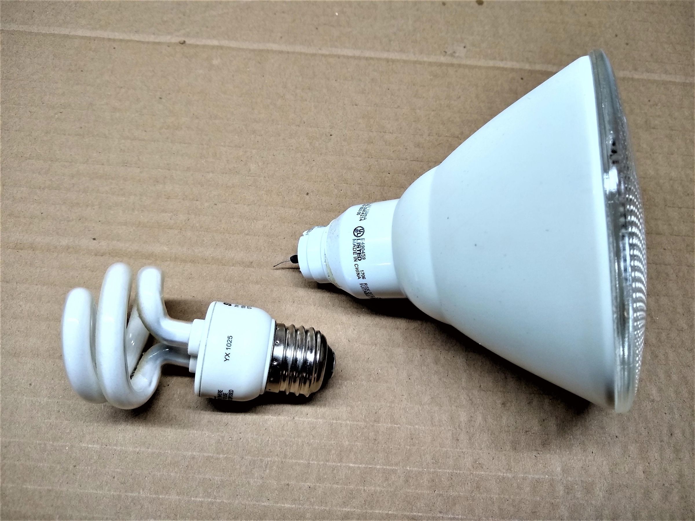 Light Bulb Base Repair : 6 Steps (with Pictures) - Instructables