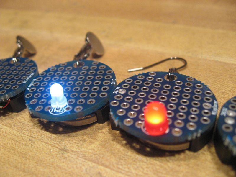 how to make led circuit board earrings DIY Project to Discover - FindingDIY
