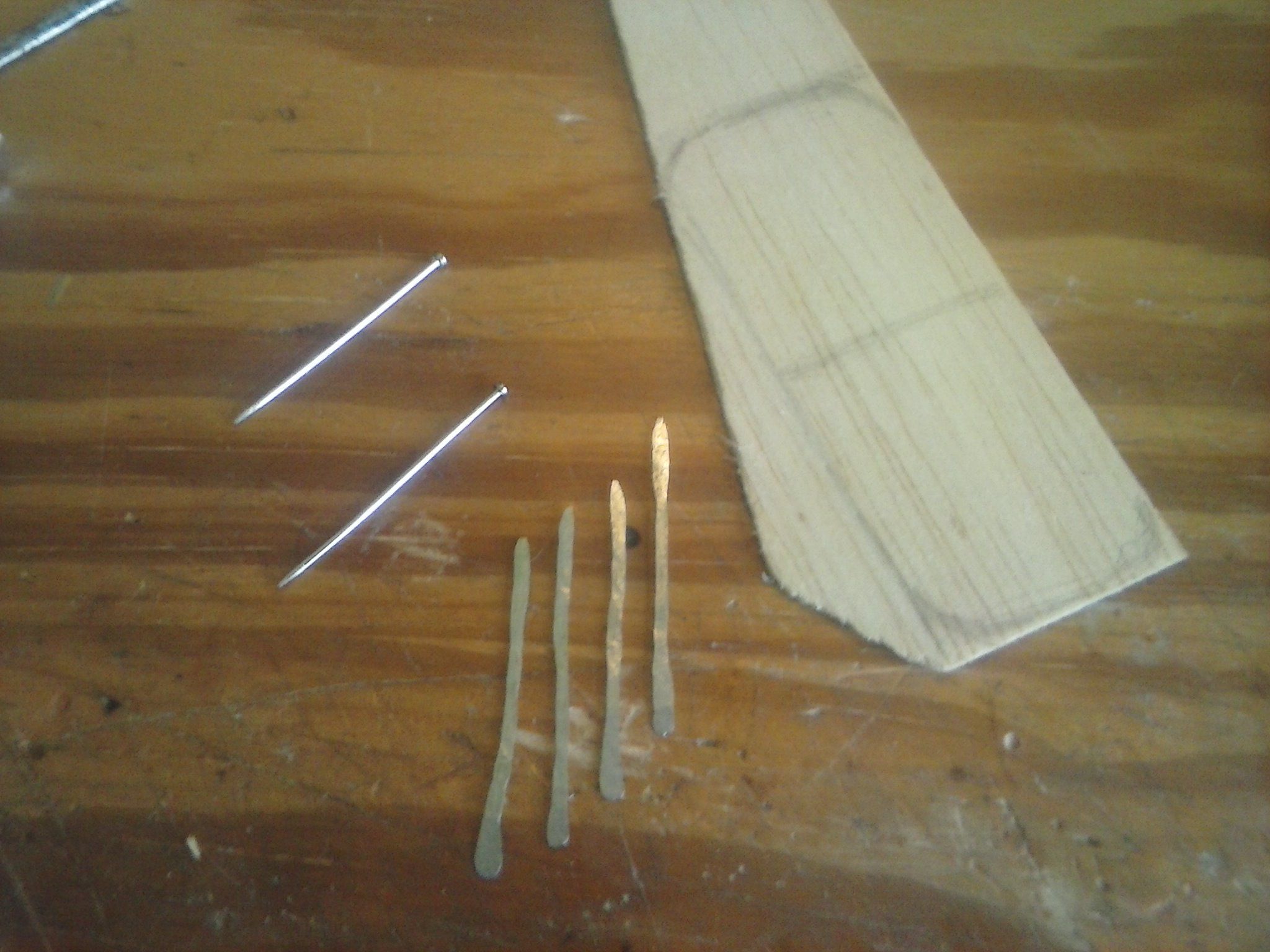 Make a Thumb Piano (Mbira) : 9 Steps (with Pictures) - Instructables