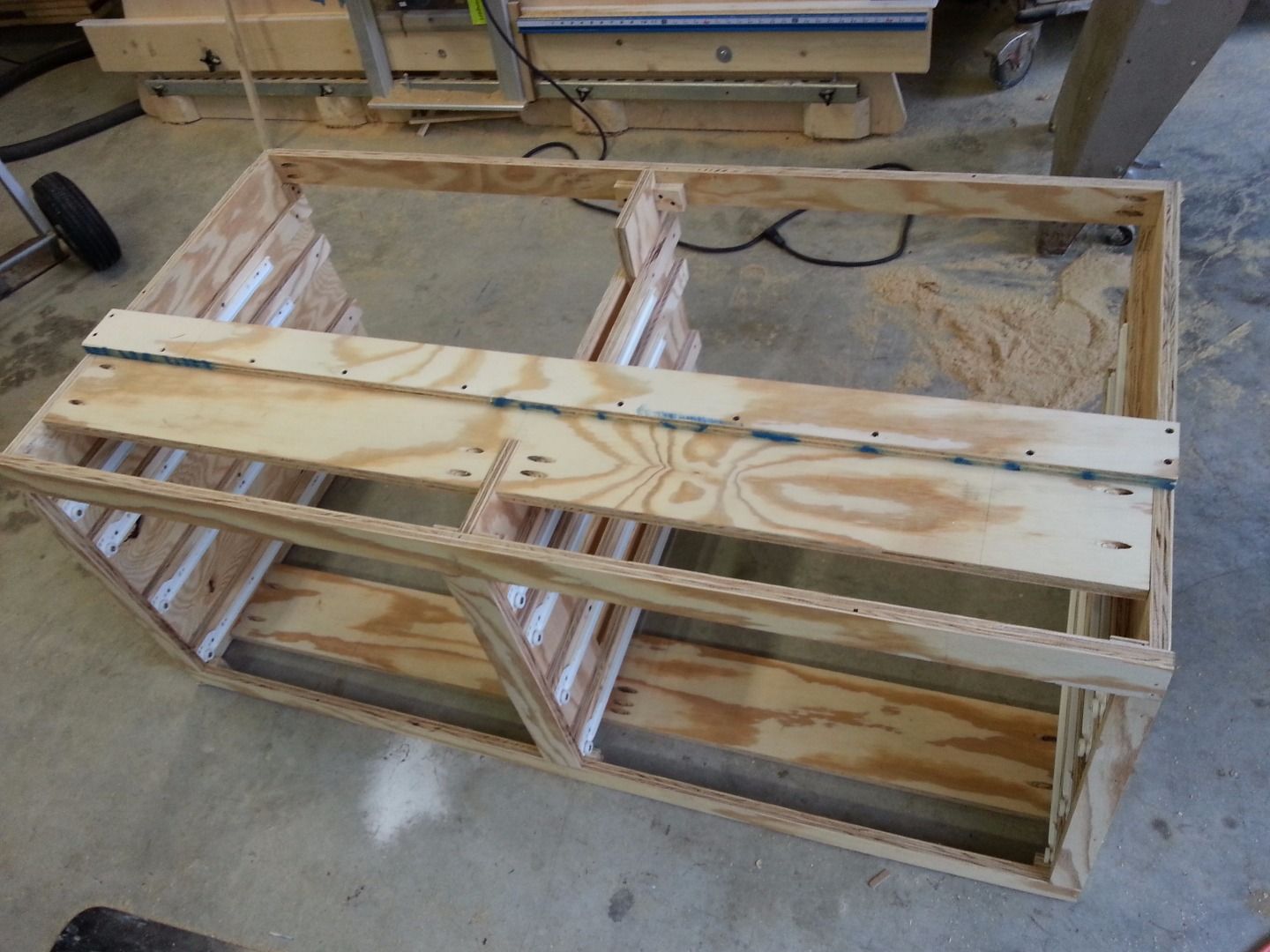 Add Drawers to Your Workbench : 9 Steps (with Pictures) - Instructables