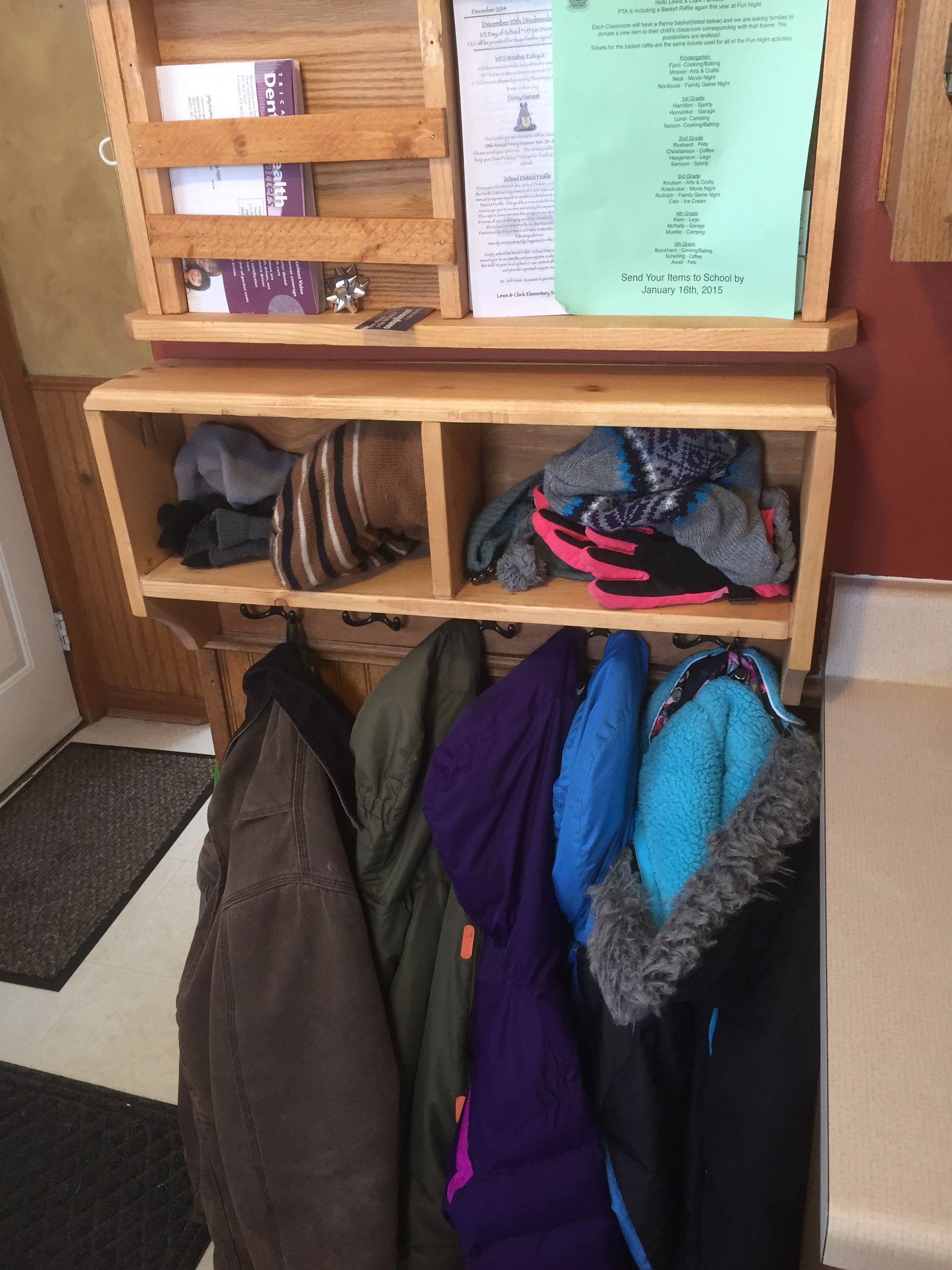 Super Easy Coat Rack : 7 Steps (with Pictures) - Instructables