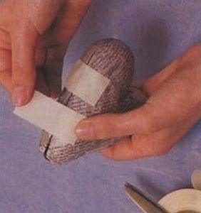 How to Make a Paper Craft: Paper Craft Basic Techniques : 6 Steps ...