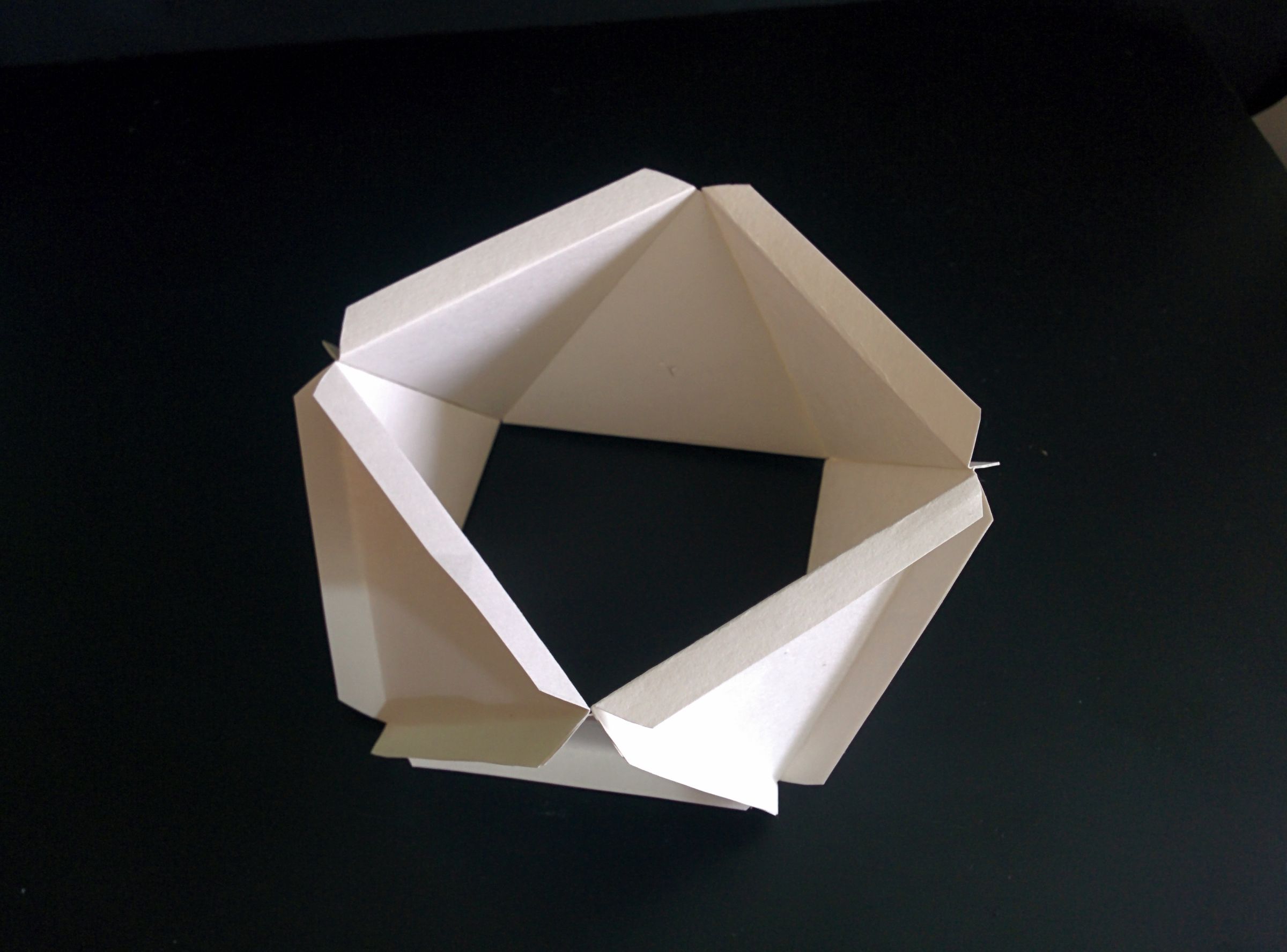 Modular Geometric Paper Lamps, 5 Designs : 10 Steps (with Pictures ...