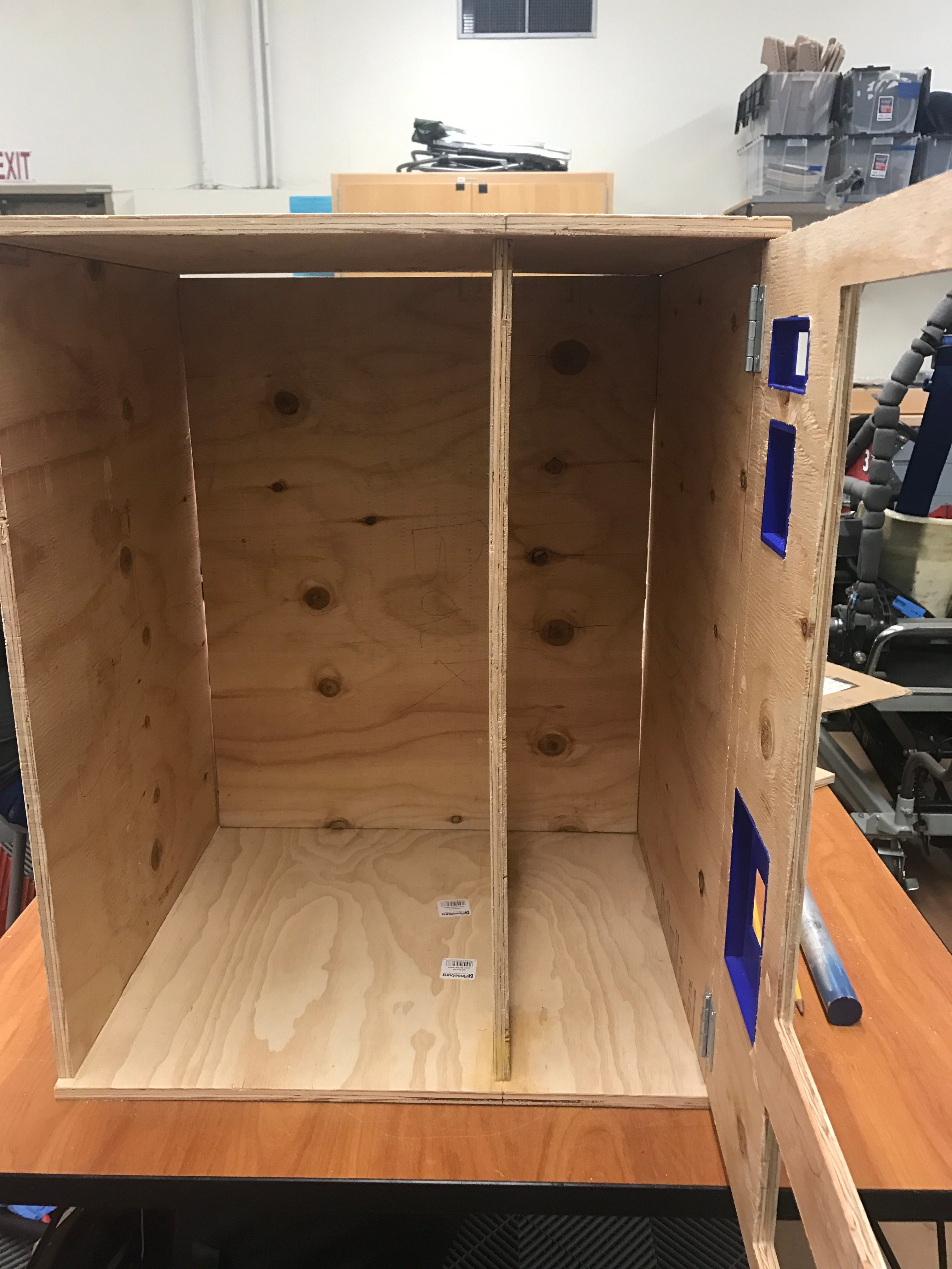 $1 Arduino-based Vending Machine : 8 Steps - Instructables