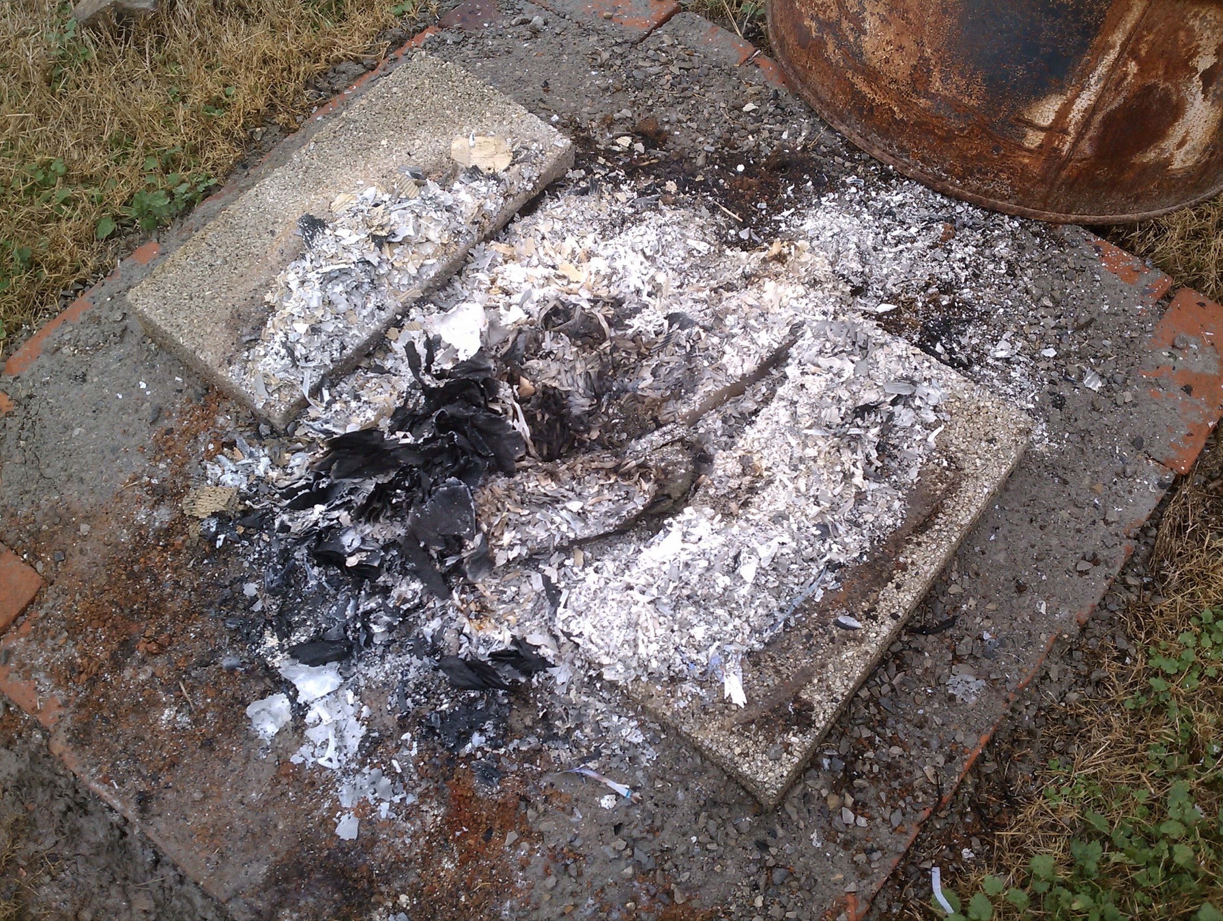 Easy Efficient Burn Barrel : 4 Steps - Instructables