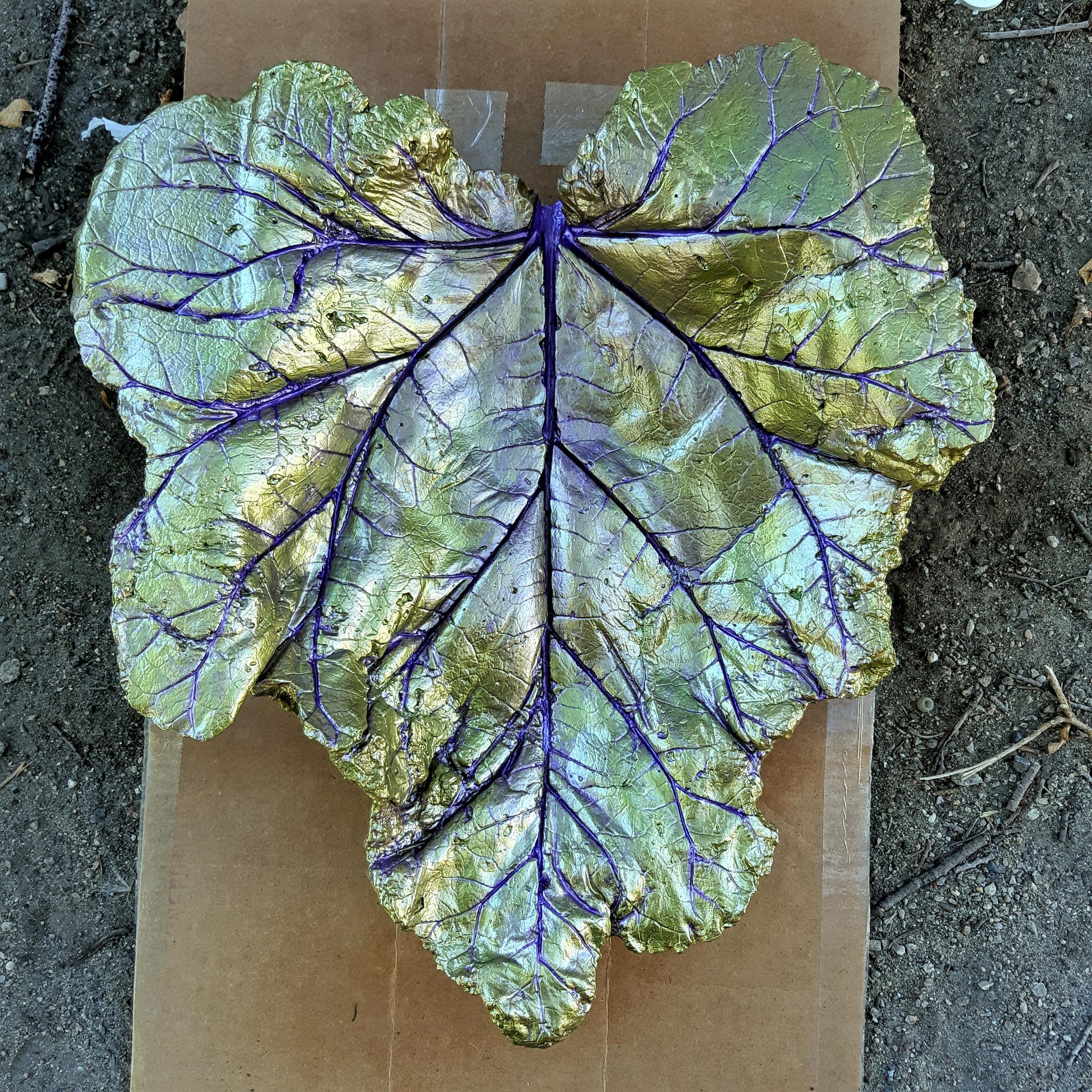 Concrete Rhubarb Leaf Garden Decor : 8 Steps (with Pictures ...