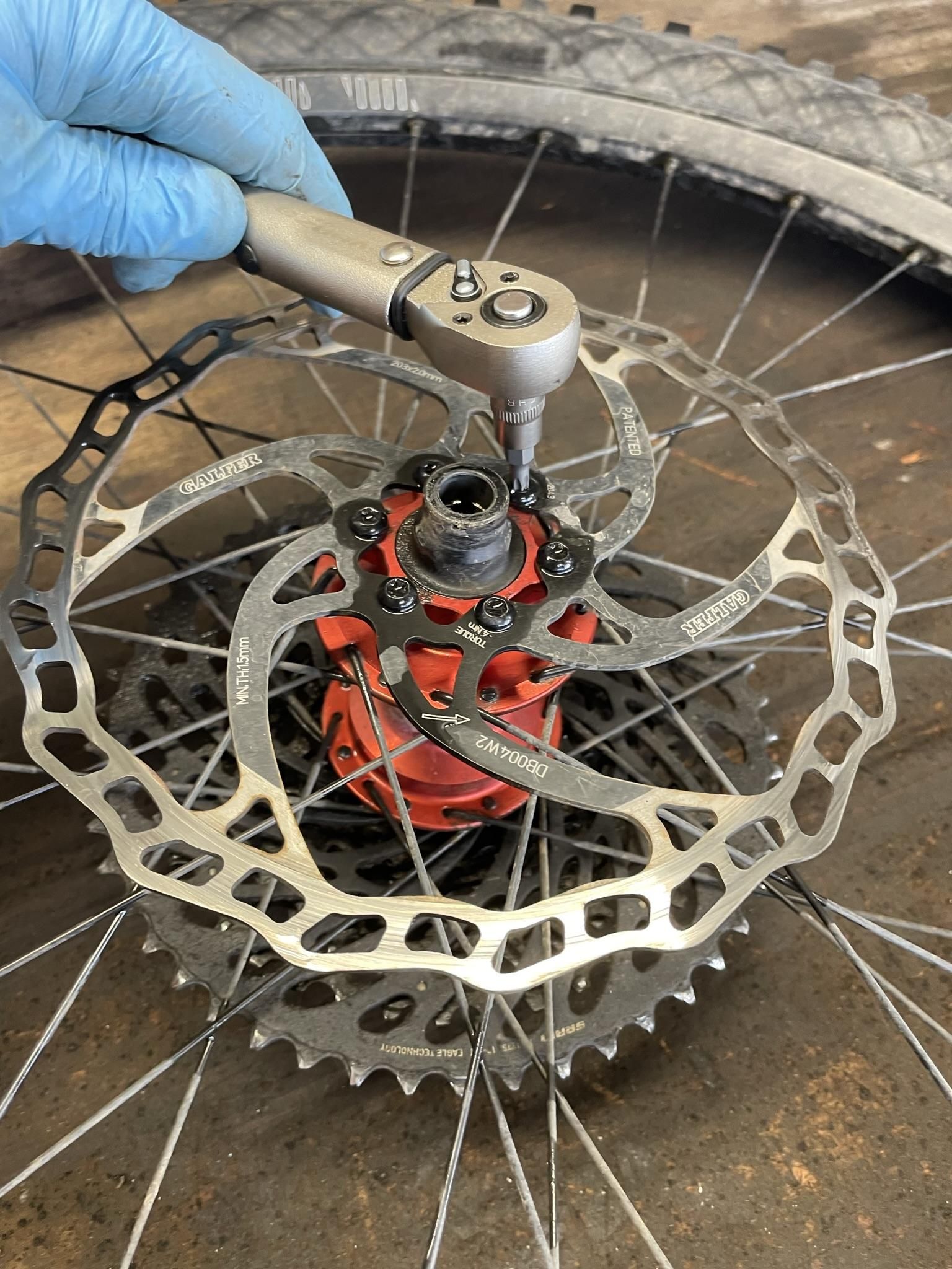 Servicing the Cassette and Pawls on an XD Driver : 6 Steps (with ...