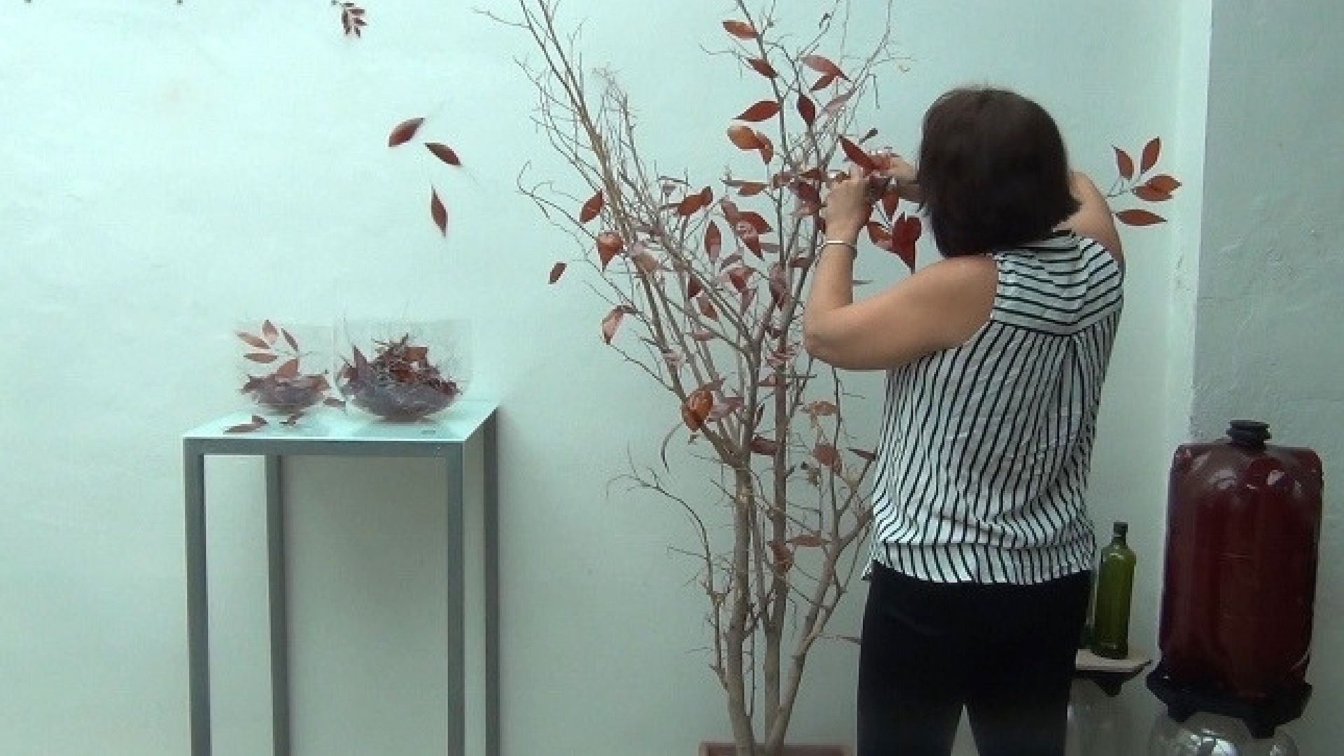 Tree Made Out of Recycled Plastic Bottles : 7 Steps (with Pictures ...