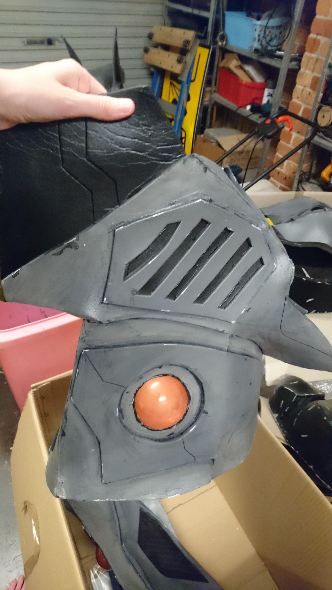 EVA Foam Robot Costume : 16 Steps (with Pictures) - Instructables