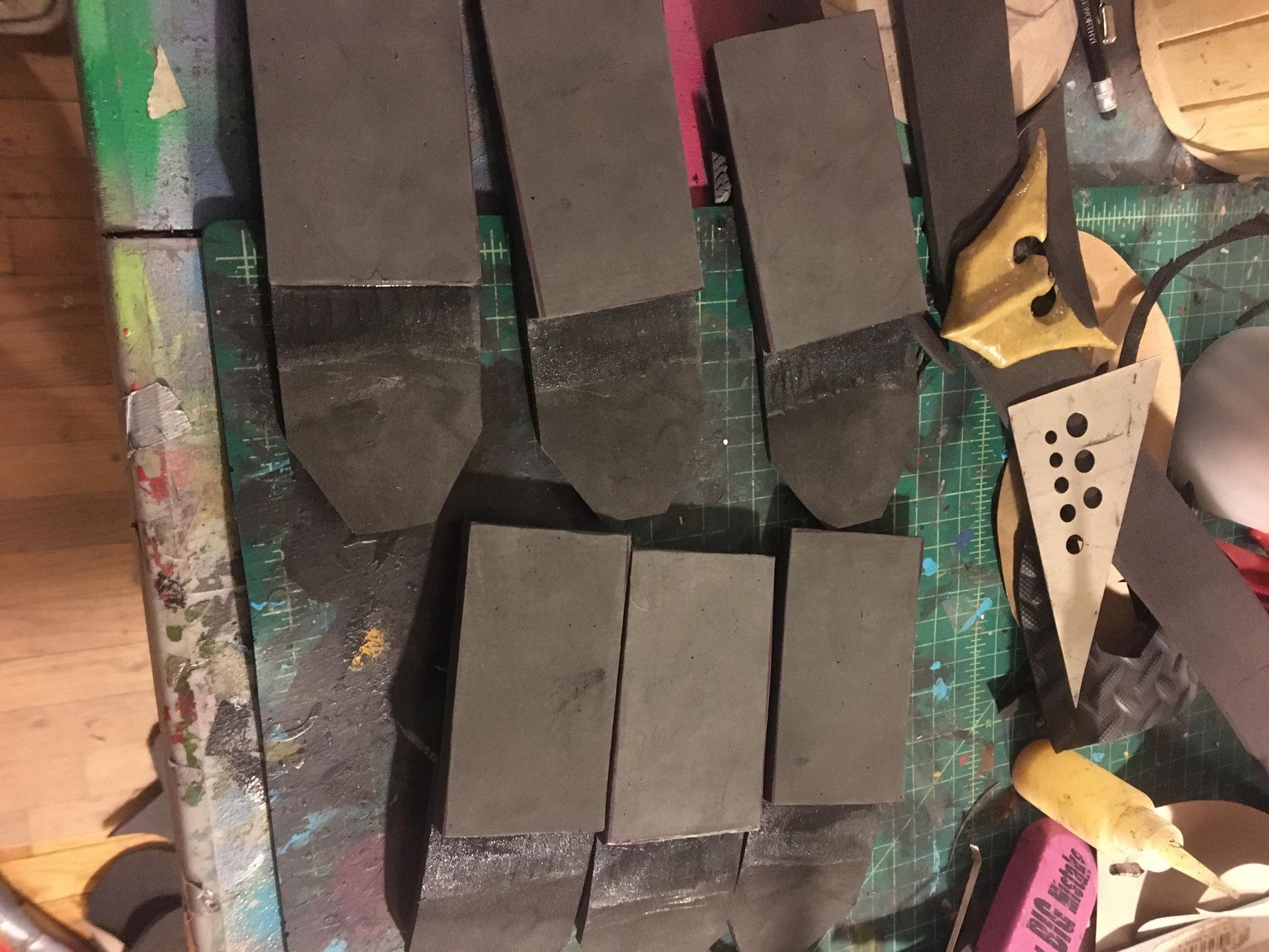 How to Make a DC: "Batwoman" Costume : 16 Steps (with Pictures ...