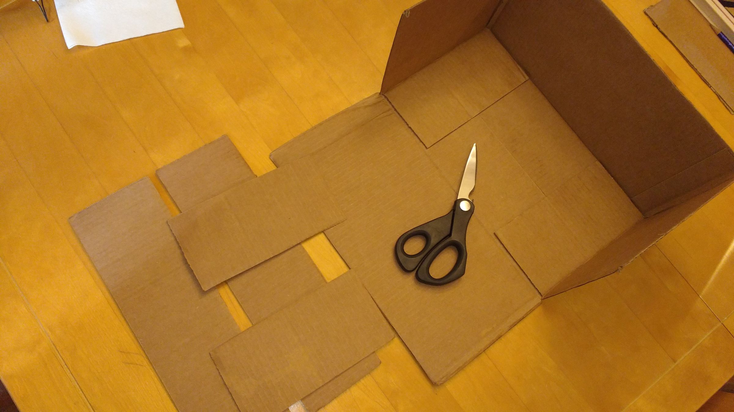 Make a Free/Inexpensive Fishing Rod Wrapping Jig Out of a Cardboard Box ...