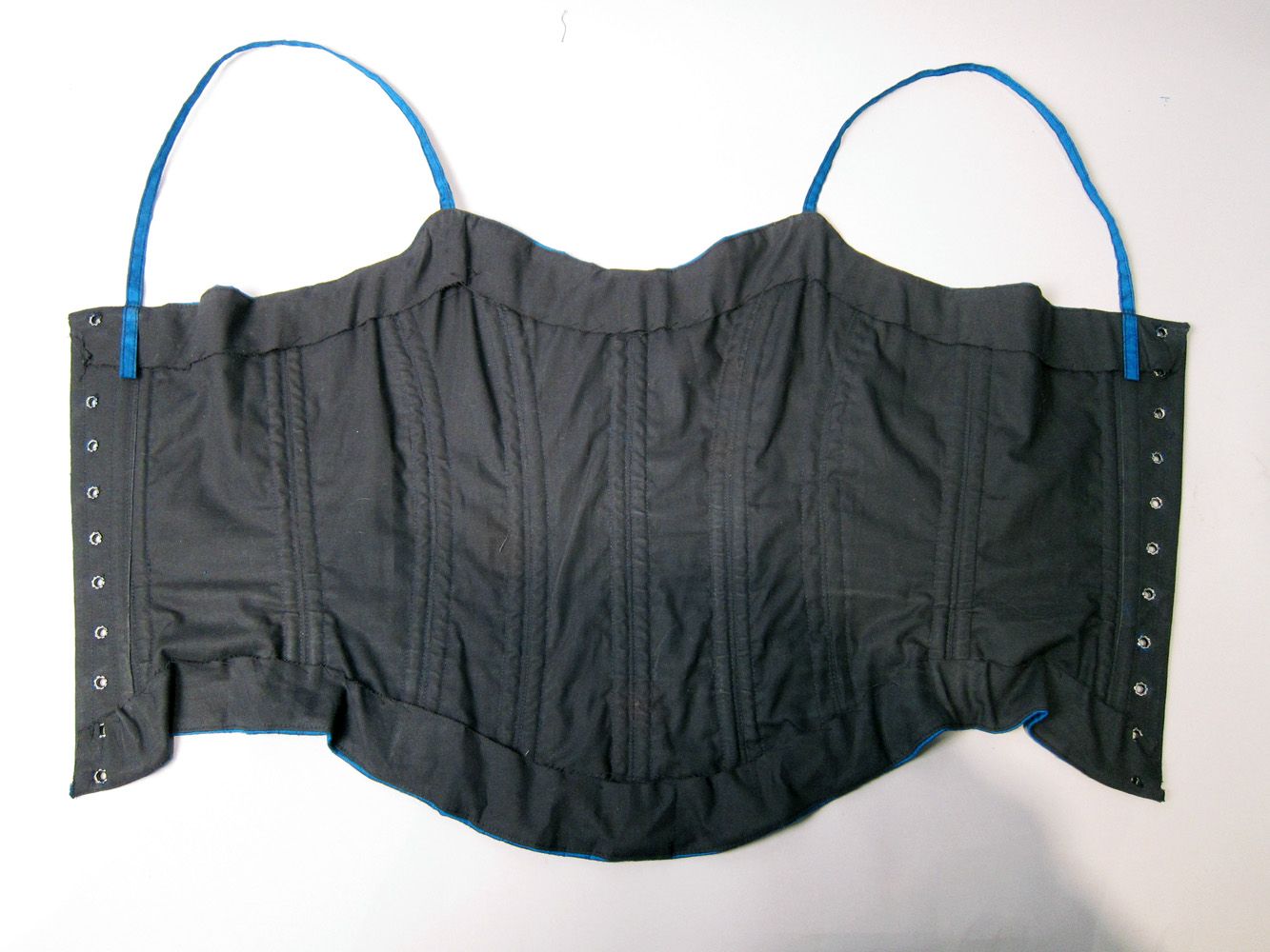 Make a Corset : 16 Steps (with Pictures) - Instructables