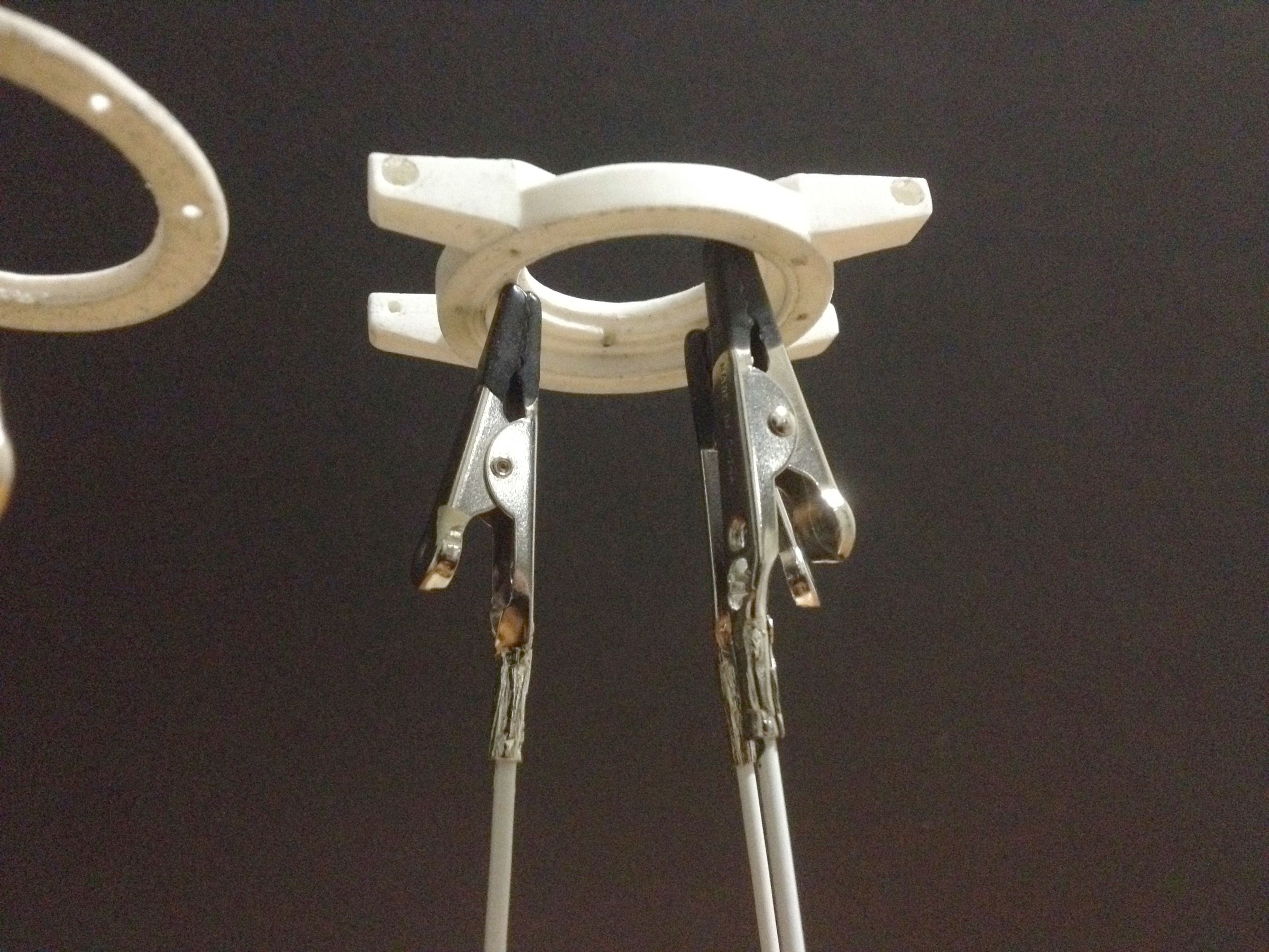 Small Parts Painting Stand : 8 Steps - Instructables