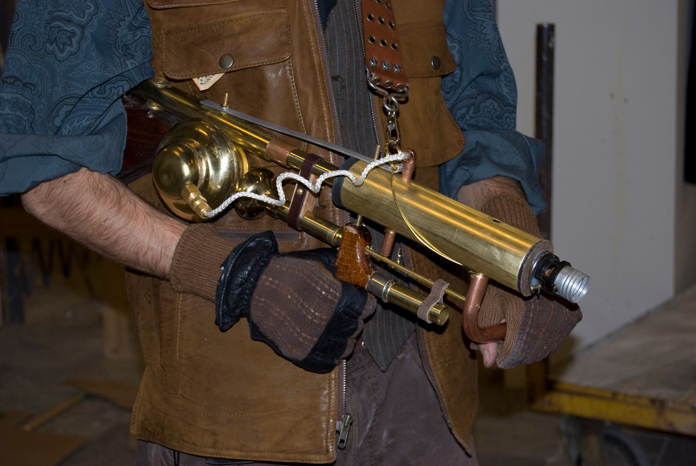 Steampunk Ray Gun and Costume - Instructables