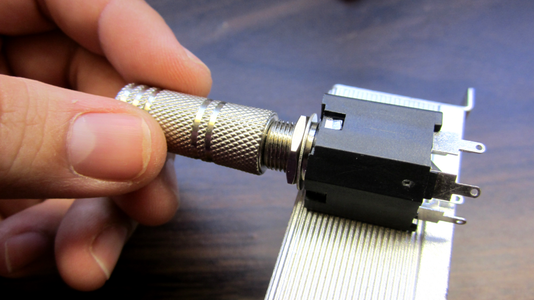 DIY Audio Jack Key Holder : 7 Steps (with Pictures) - Instructables