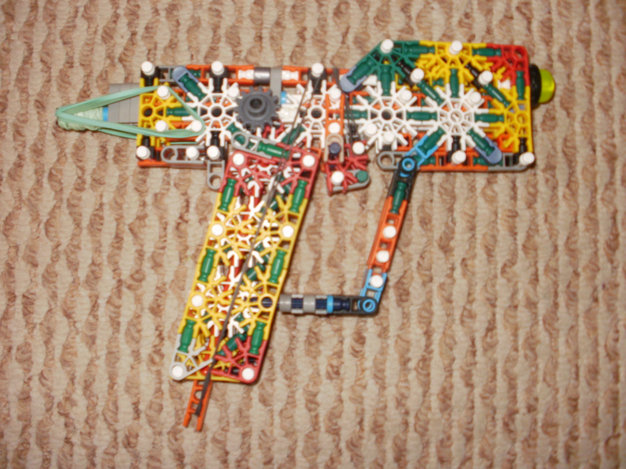 Knex Halo 1 Magnum. : 7 Steps - Instructables