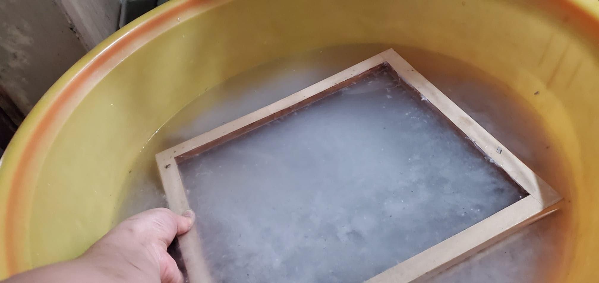 How to Make Paper Out of Recycled Paper : 5 Steps - Instructables