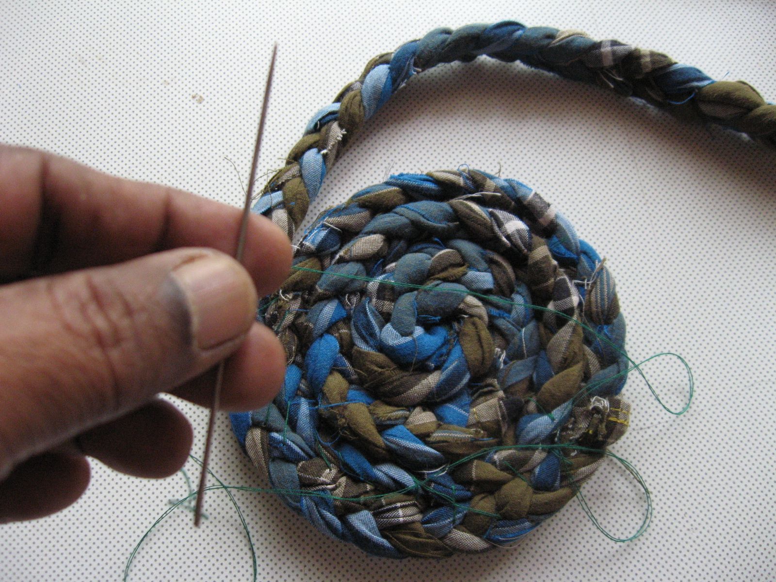 Door Mat From Old Clothing : 6 Steps (with Pictures) - Instructables