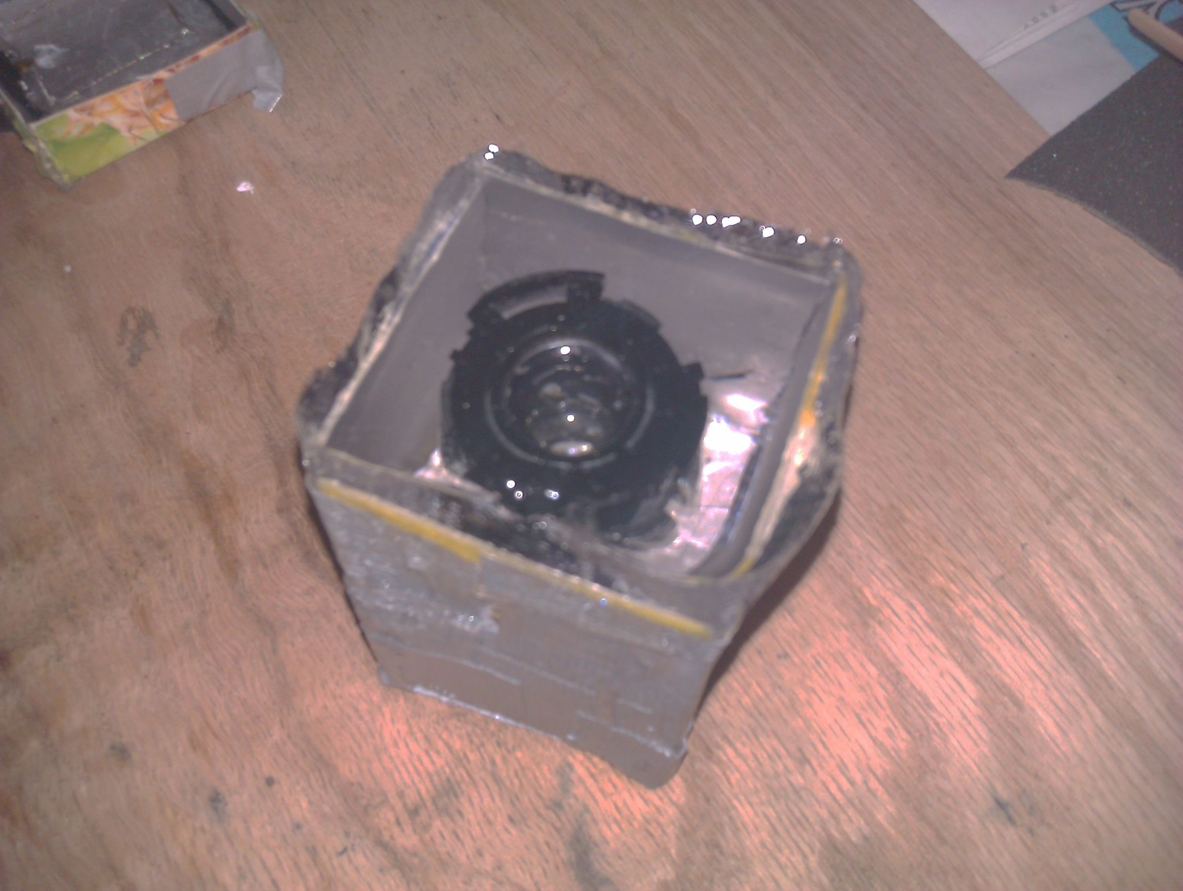 Lens Aperture Exploded in Resin : 11 Steps (with Pictures) - Instructables