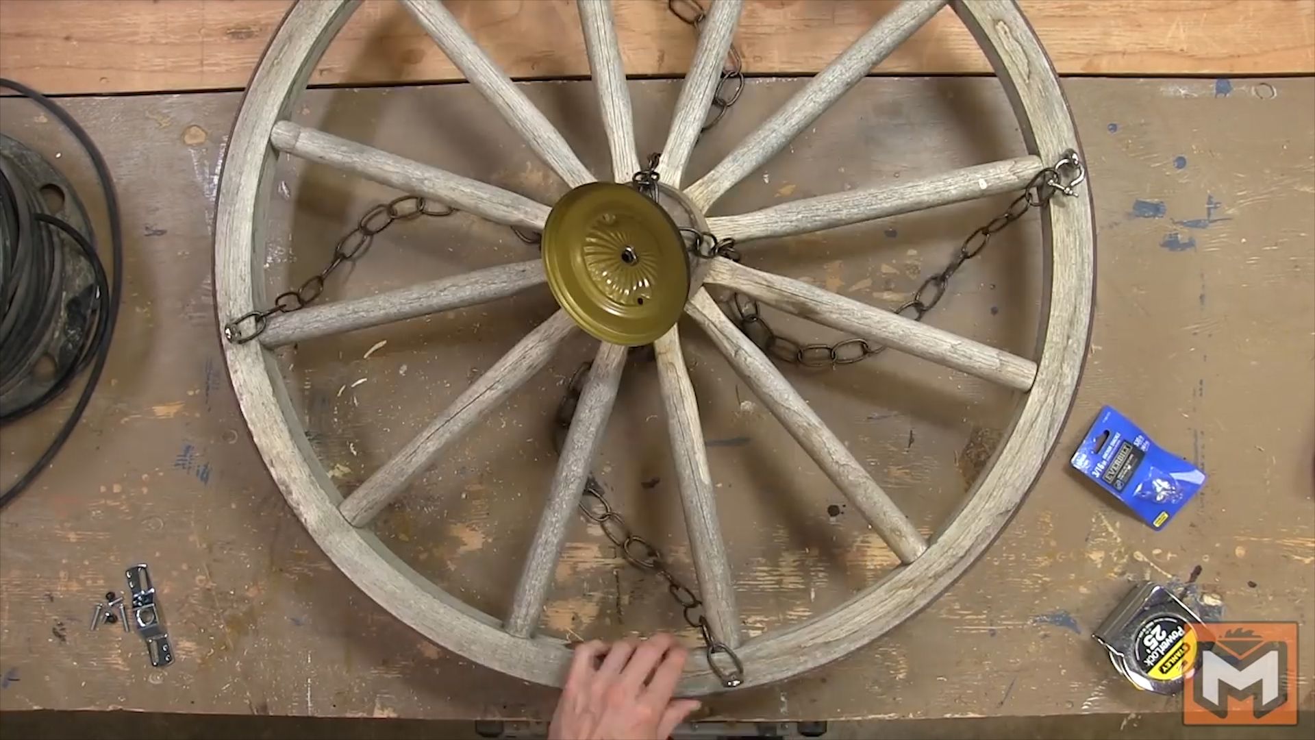 DIY Wagon Wheel Chandelier : 5 Steps (with Pictures) - Instructables