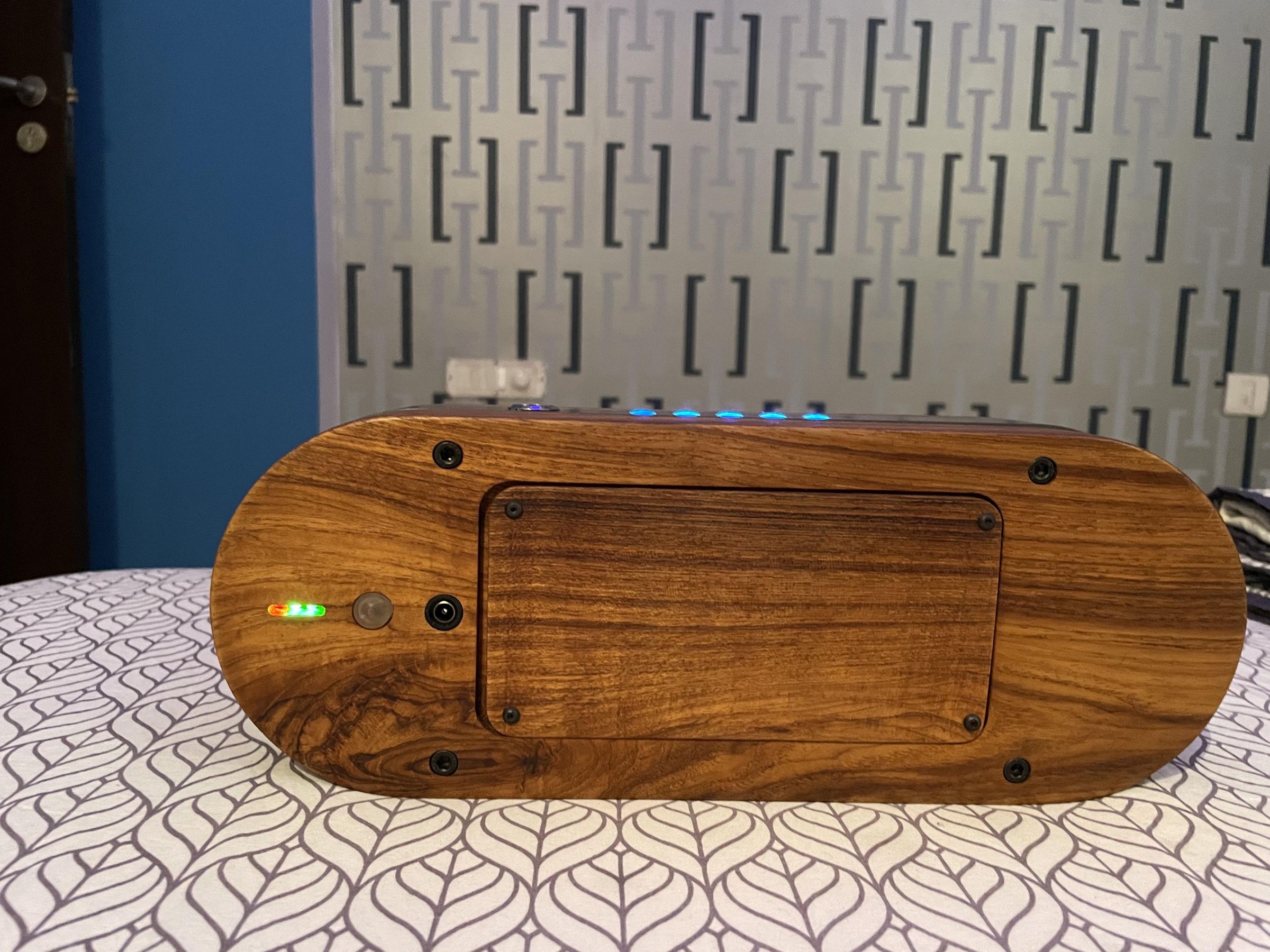 RedwoodPill - 50 W Teak Wood Bluetooth Speaker : 6 Steps (with Pictures ...