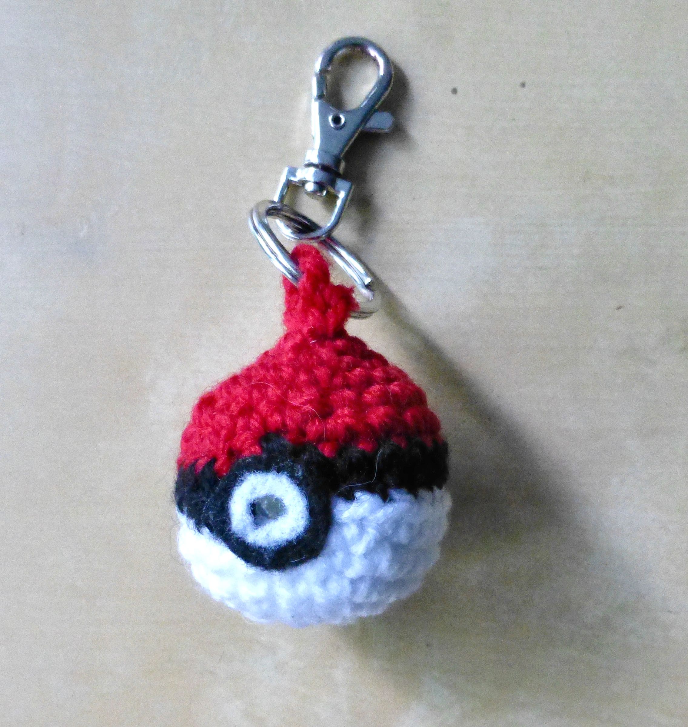 Crochet Pokeball Keychain Flashlight : 5 Steps (with Pictures ...