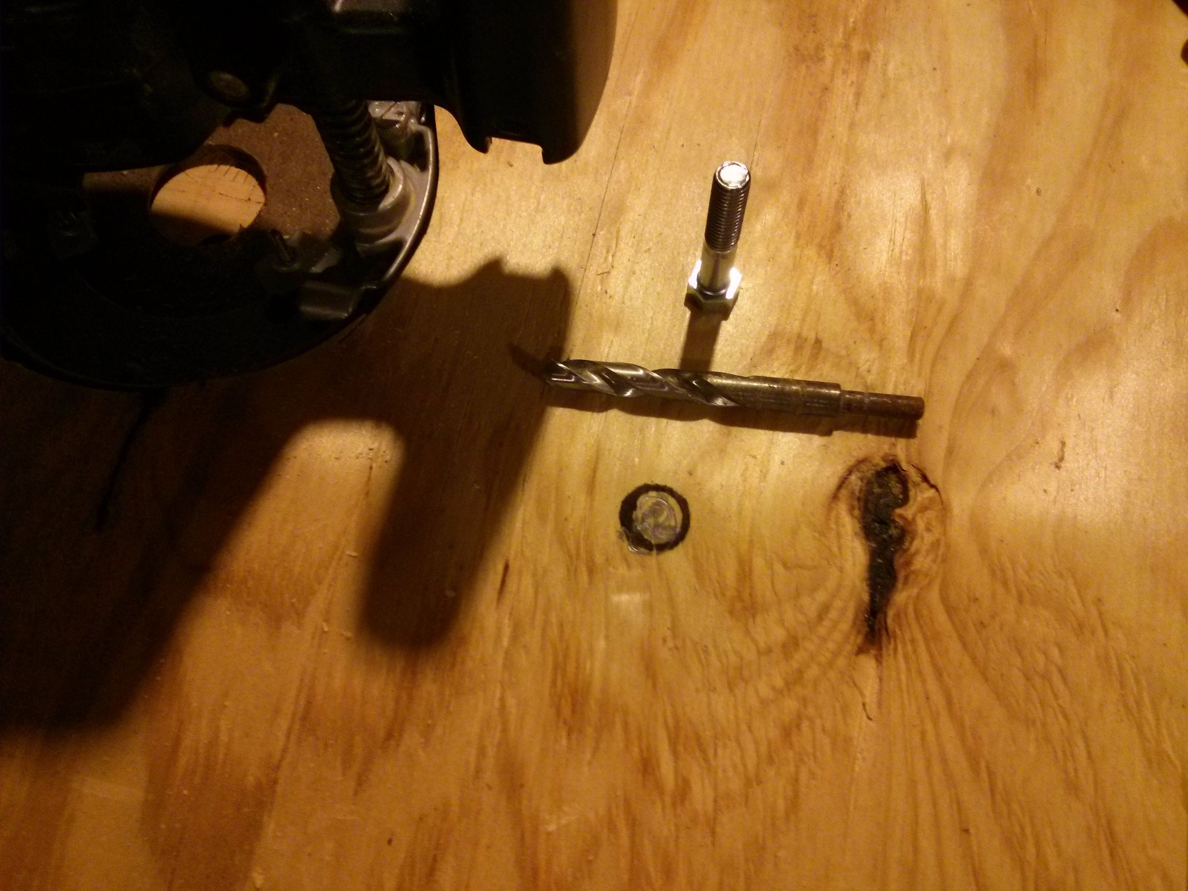 Work Bench Router Table : 8 Steps - Instructables